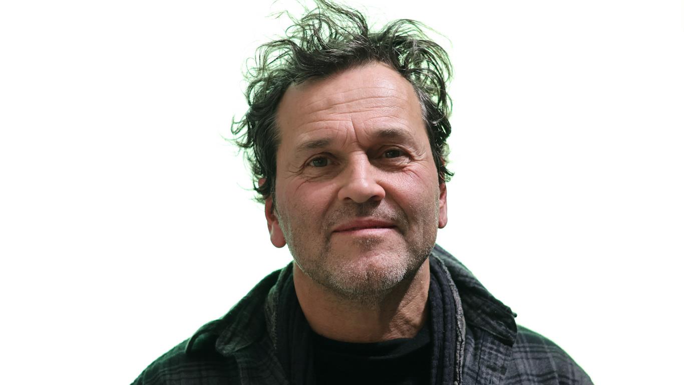 Pour Martin Léon, la musique doit nous faire bouger | OHdio | Radio-Canada