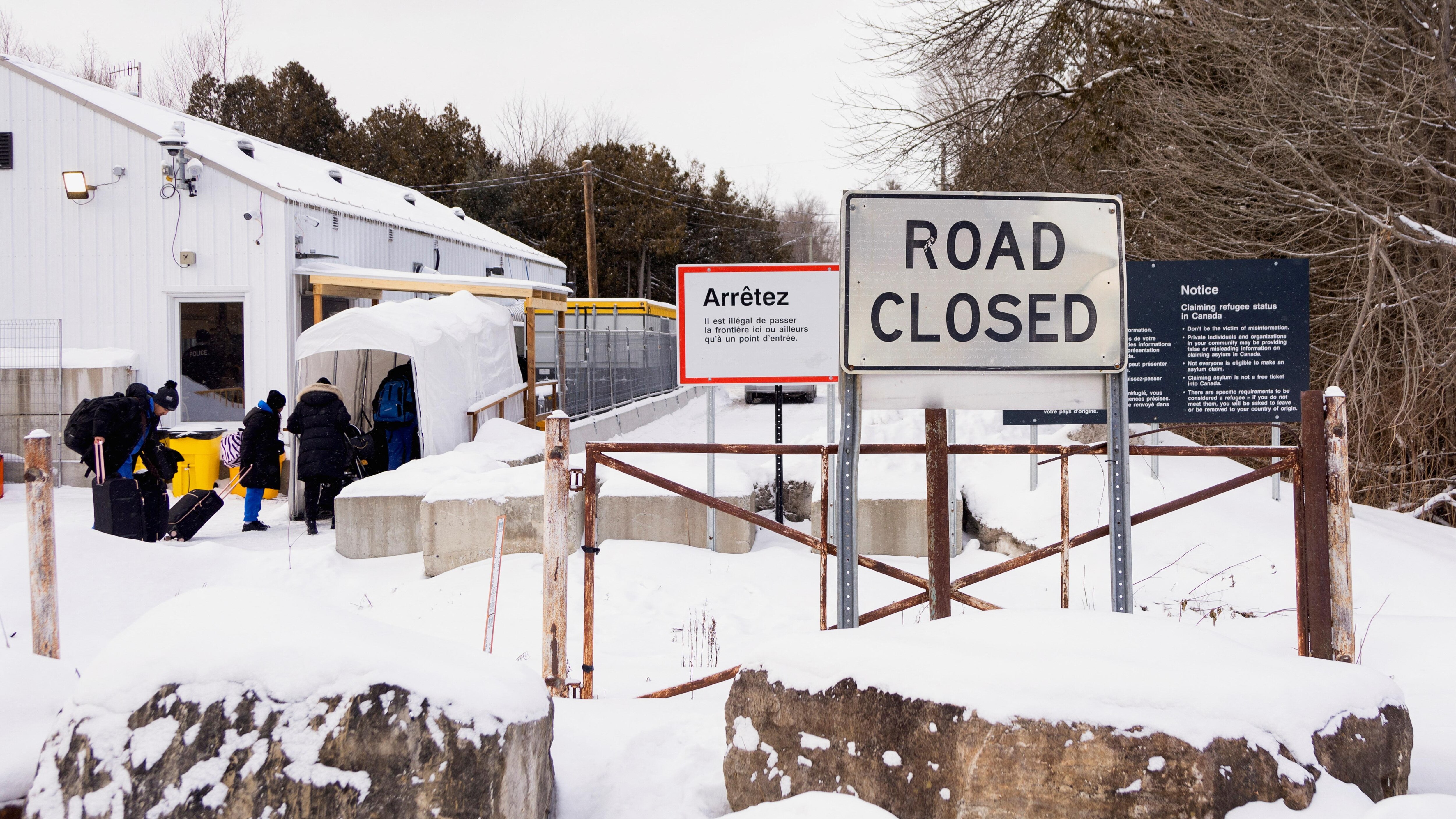 Fermer le chemin Roxham met la vie des migrants en danger, selon une ...