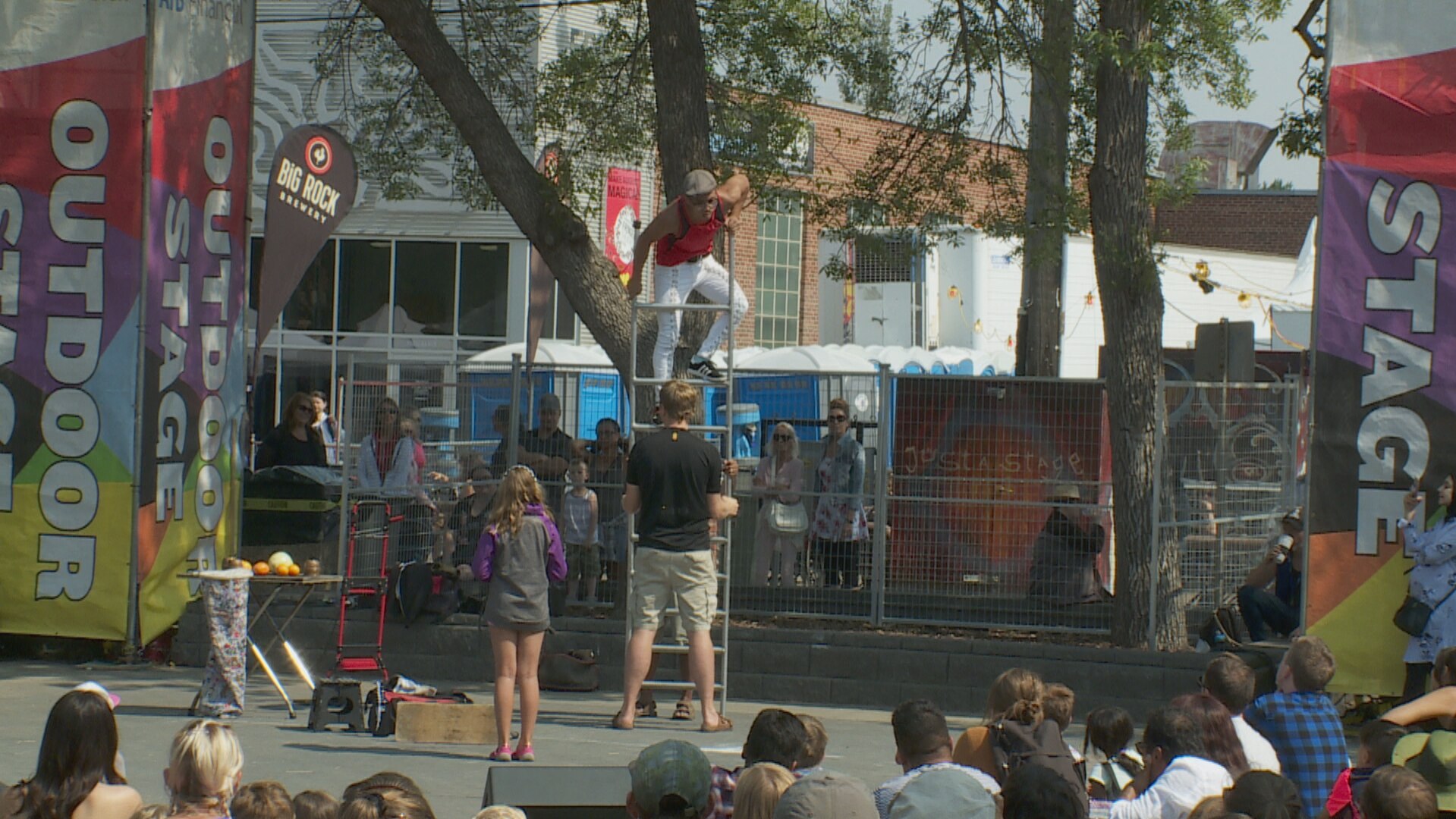 Le Fringe qui n’a jamais eu lieu : l’annulation secoue le monde des ...