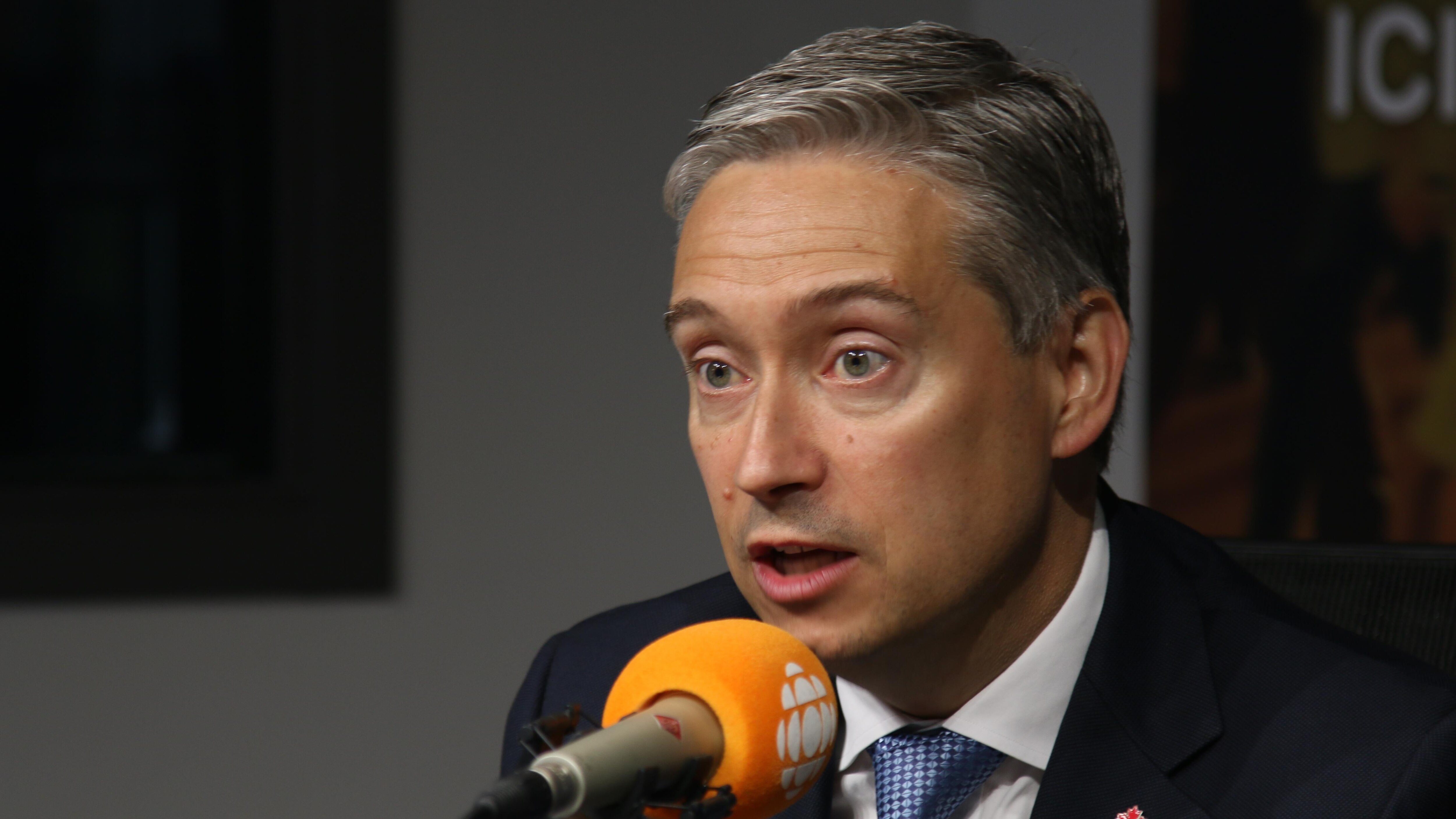 Tramway : confirmation de l'aide fédérale, entrevue avec François ...