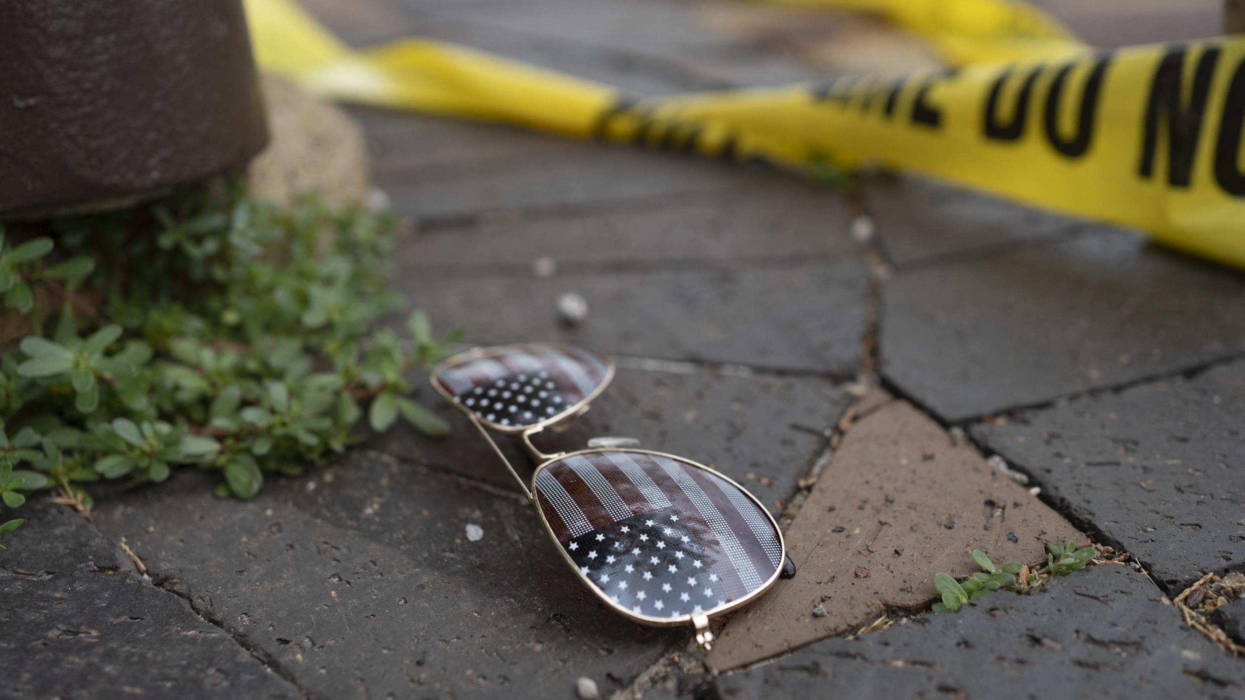 Fusillade mortelle à Highland Park : un témoin raconte sa frayeur ...