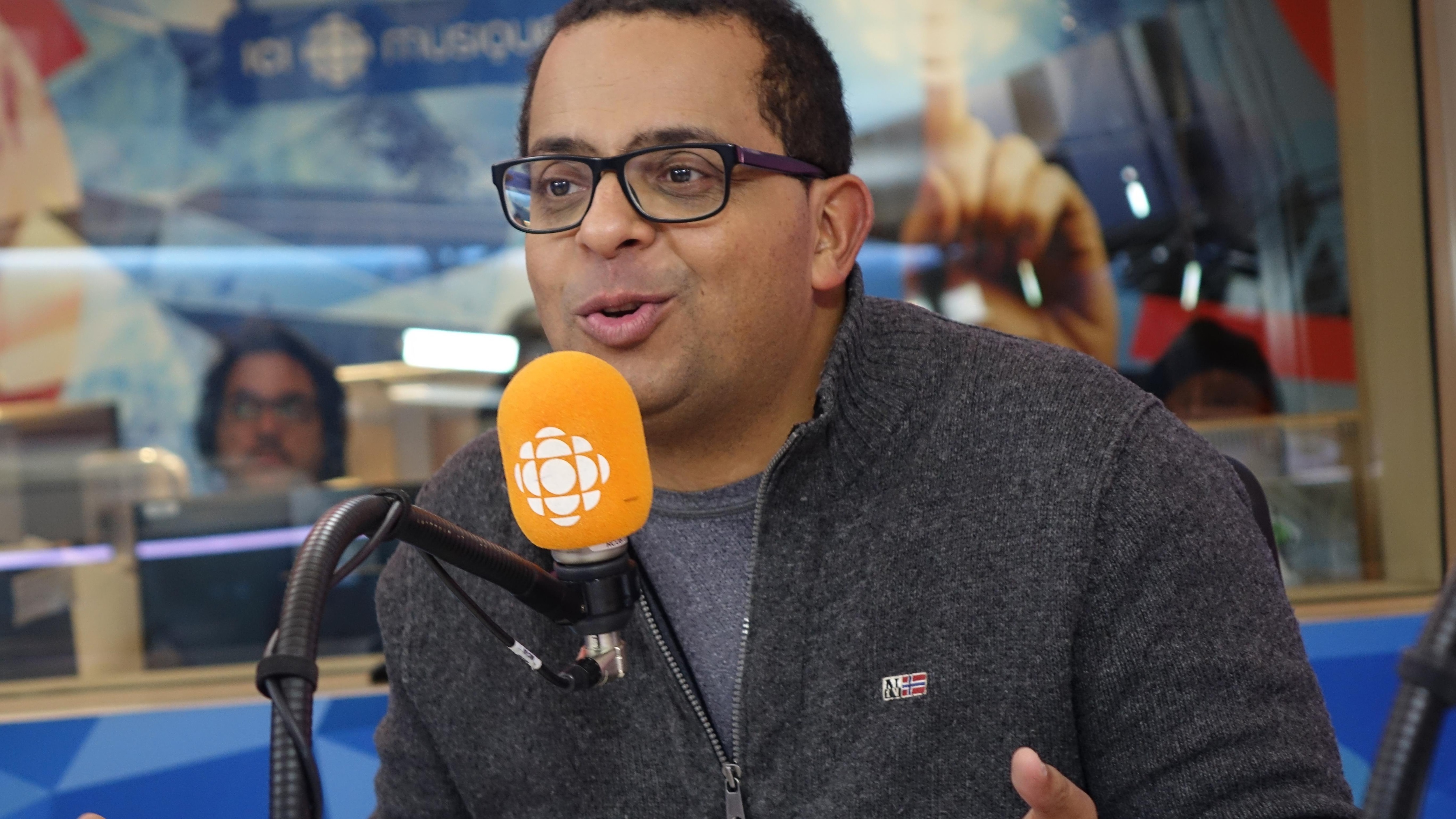 Gregory Charles souhaite tendre la main aux immigrants | OHdio | Radio ...