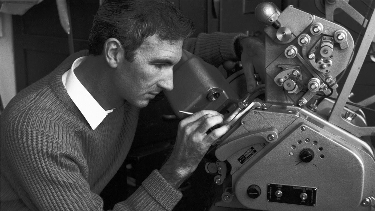 Le parcours fascinant du maître de l'animation, Norman McLaren | OHdio ...