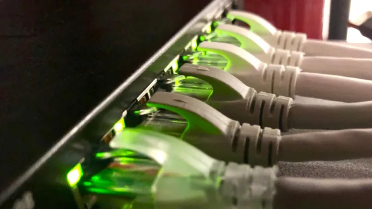 Internet haute vitesse pour tous : la CAQ affirme que sa promesse sera ...