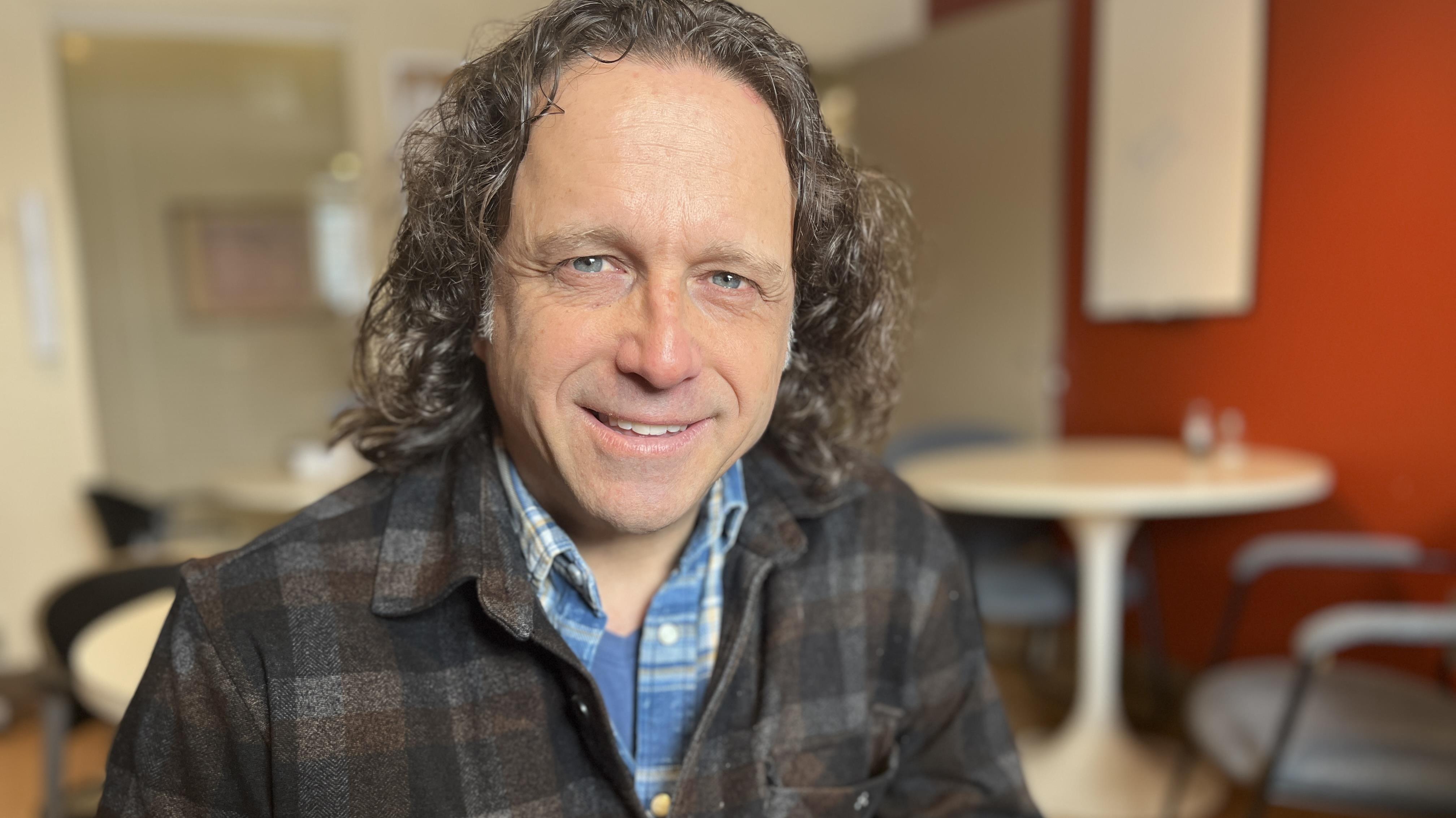 Katak : un Mario Saint-Amand pas trop menaçant