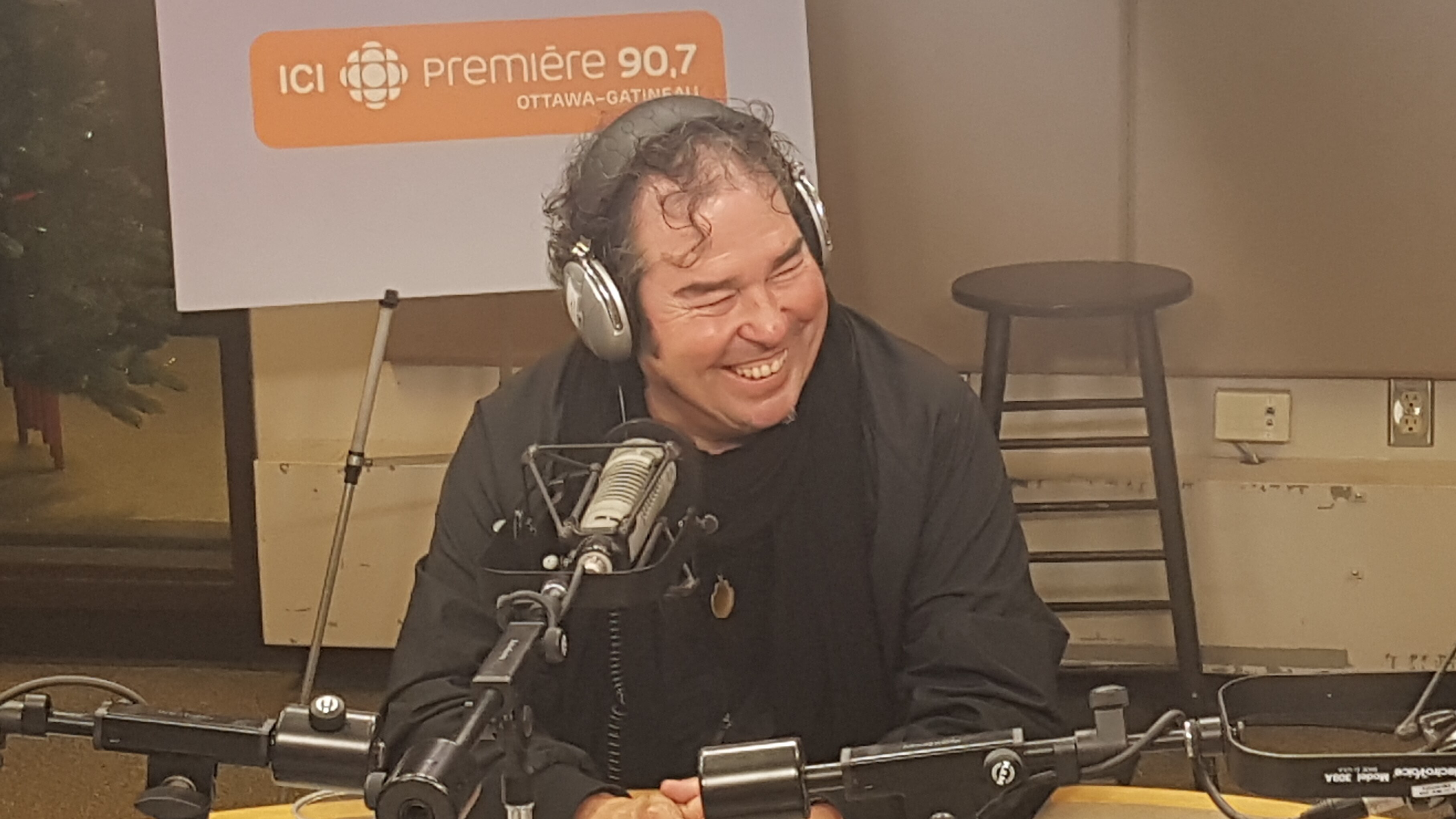 Un nouvel album pour l'auteur-compositeur Jamil | OHdio | Radio-Canada