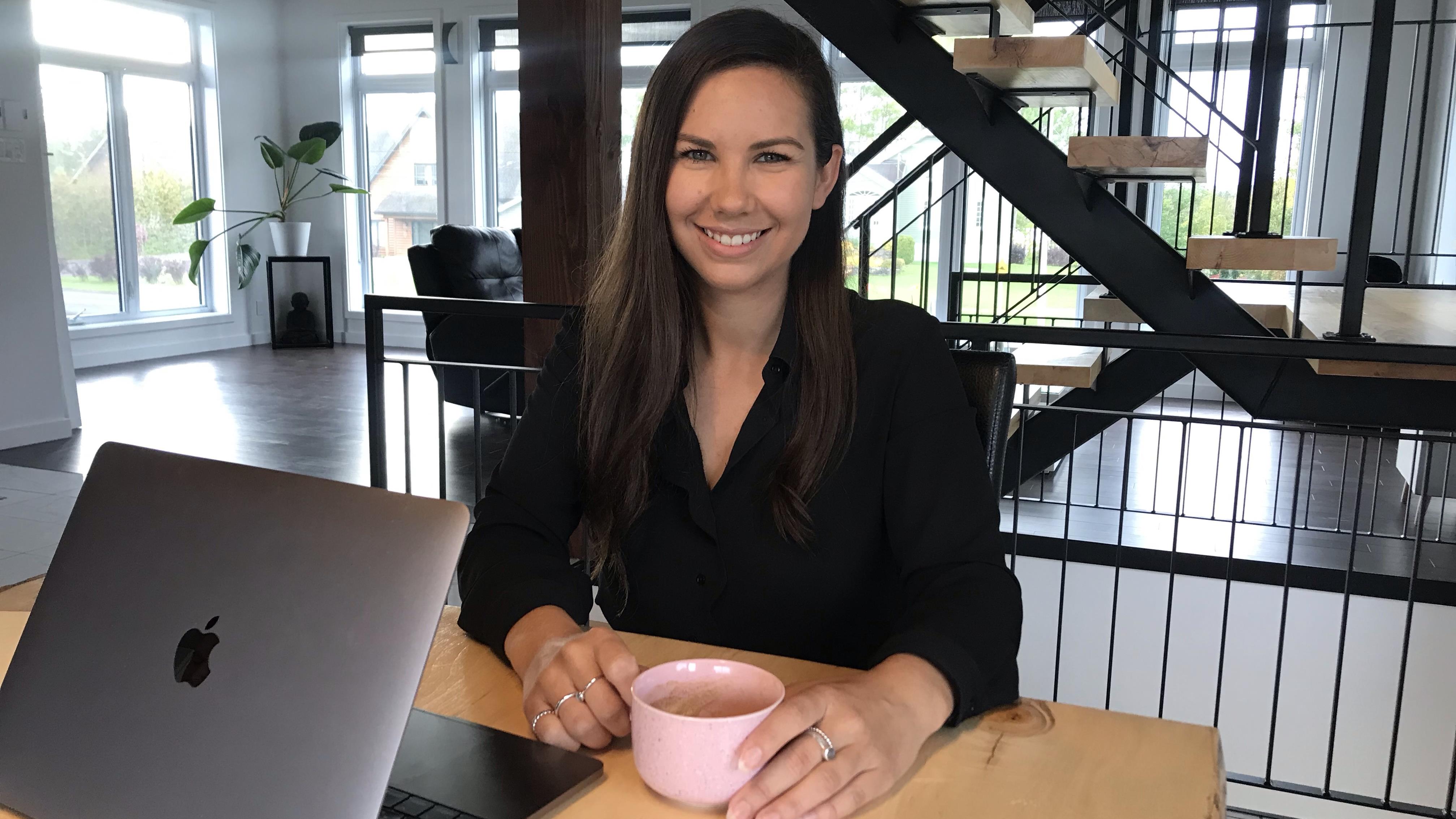 Un café avec la candidate bloquiste Kristina Michaud | OHdio | Radio-Canada