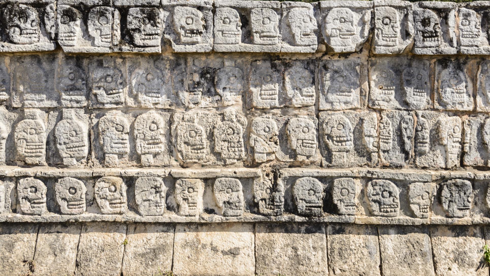Qui étaient les enfants sacrifiés de Chichén Itza? | OHdio | Radio-Canada