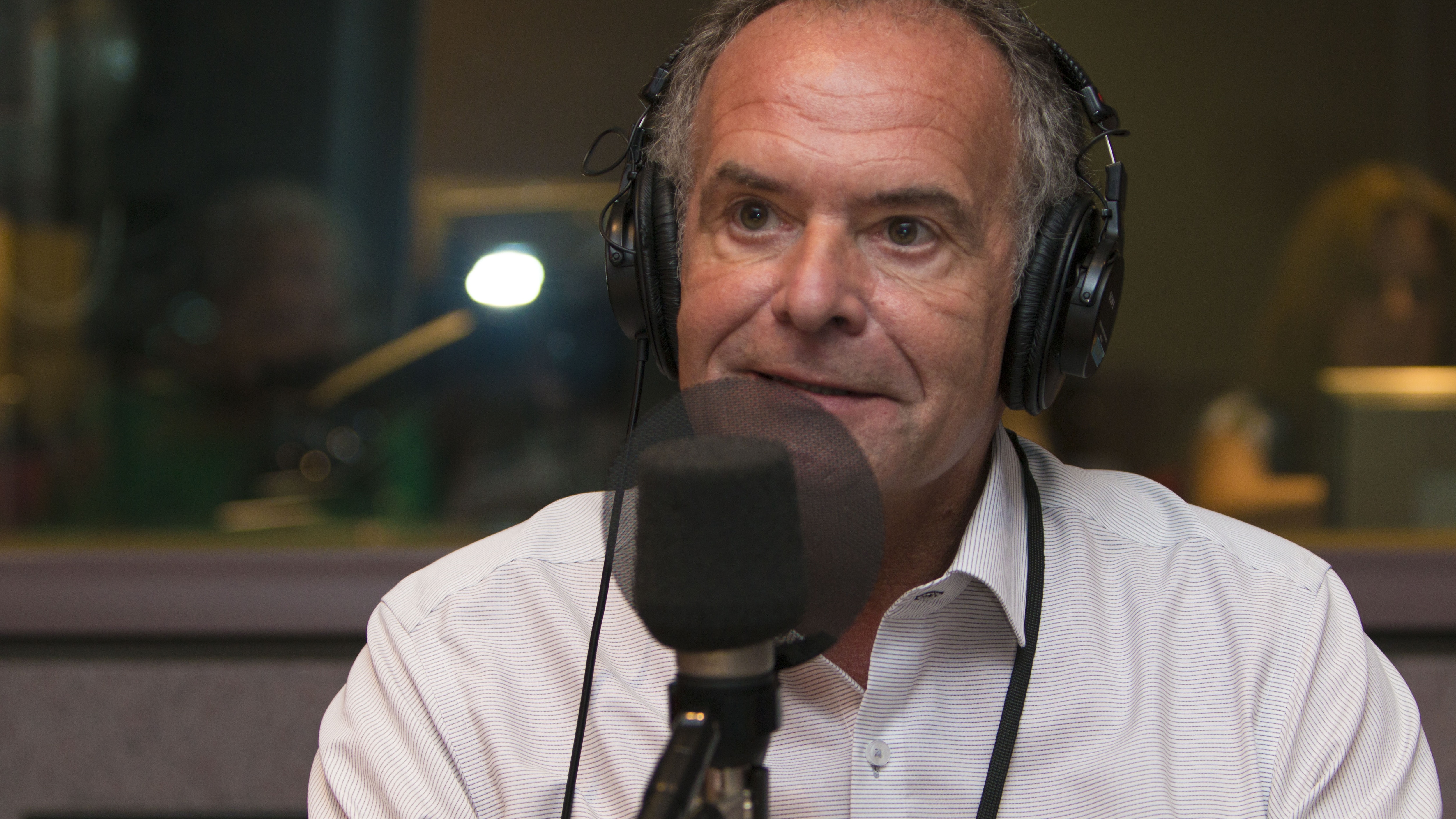 Pierre Houde, la voix de la passion du sport | Les grands entretiens