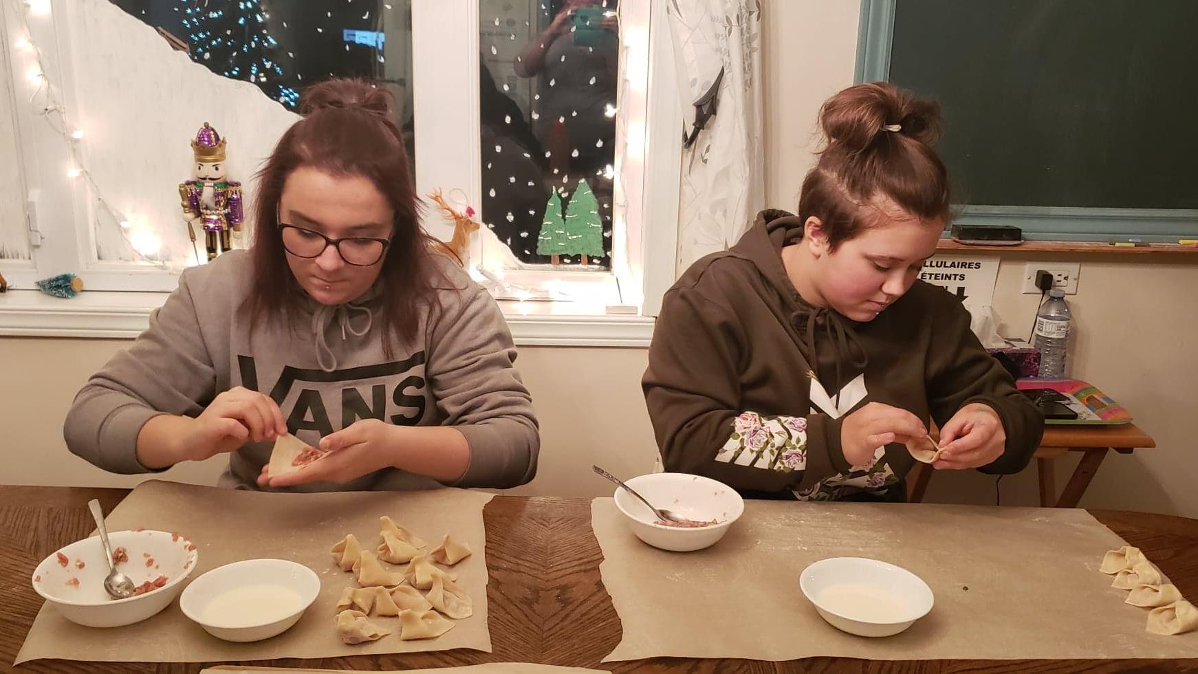 Un livre de recettes acadiennes et innues créé à Natashquan | OHdio ...