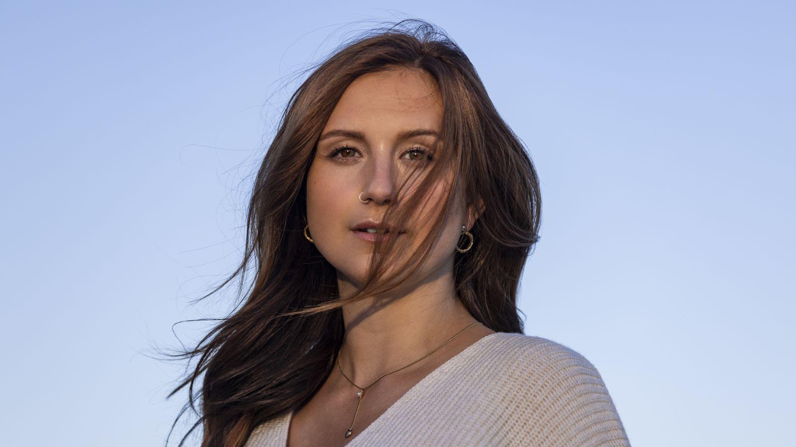 Reviens, deuxième album de Marie-Ève Laure | OHdio | Radio-Canada