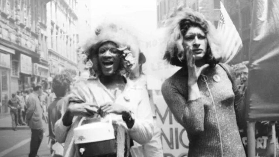 La drag queen, au coeur des luttes LGBTQ+ | OHdio | Radio-Canada