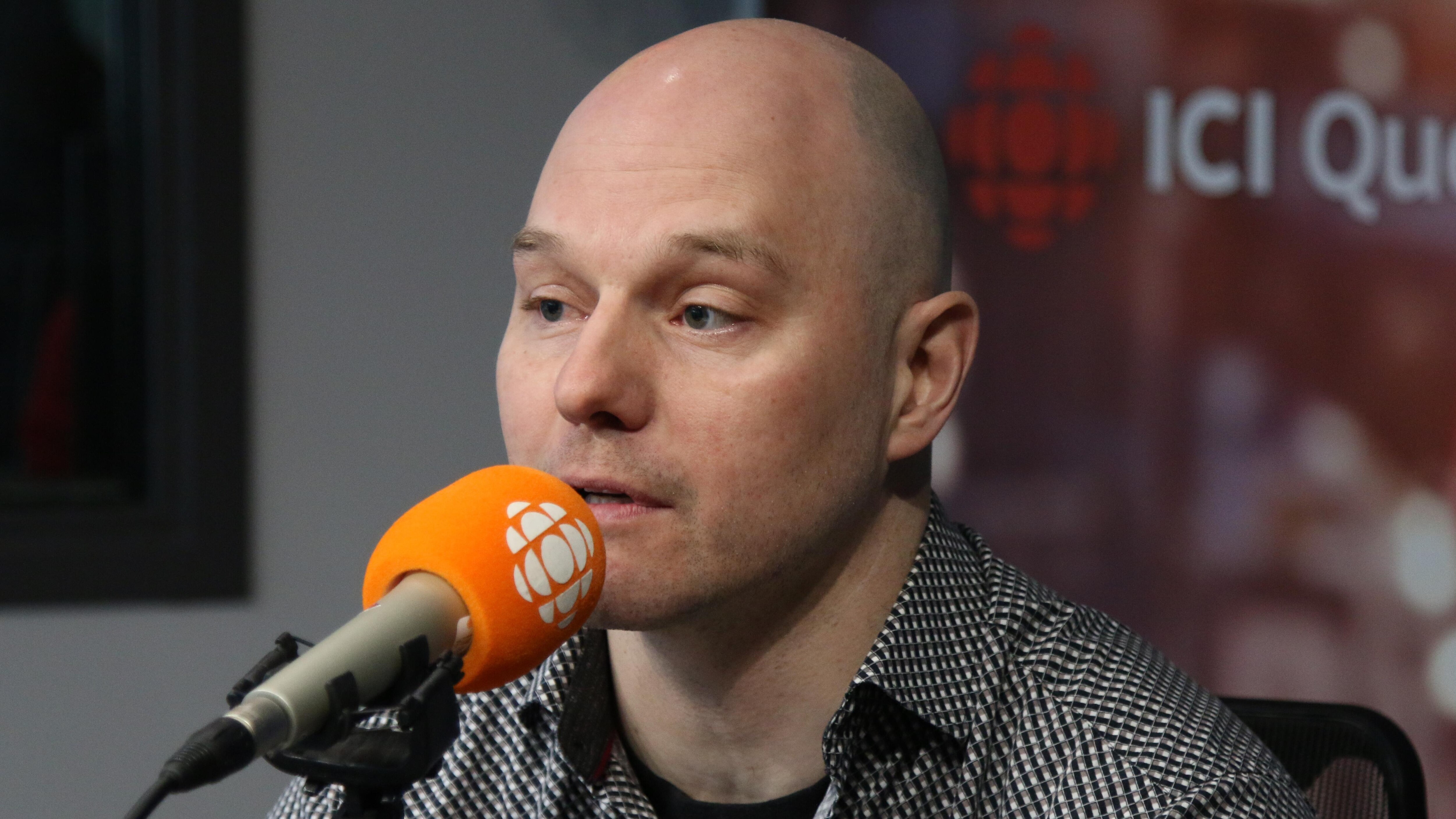 Pénurie d'arbitres dans le sport amateur : entrevue avec Mathieu ...