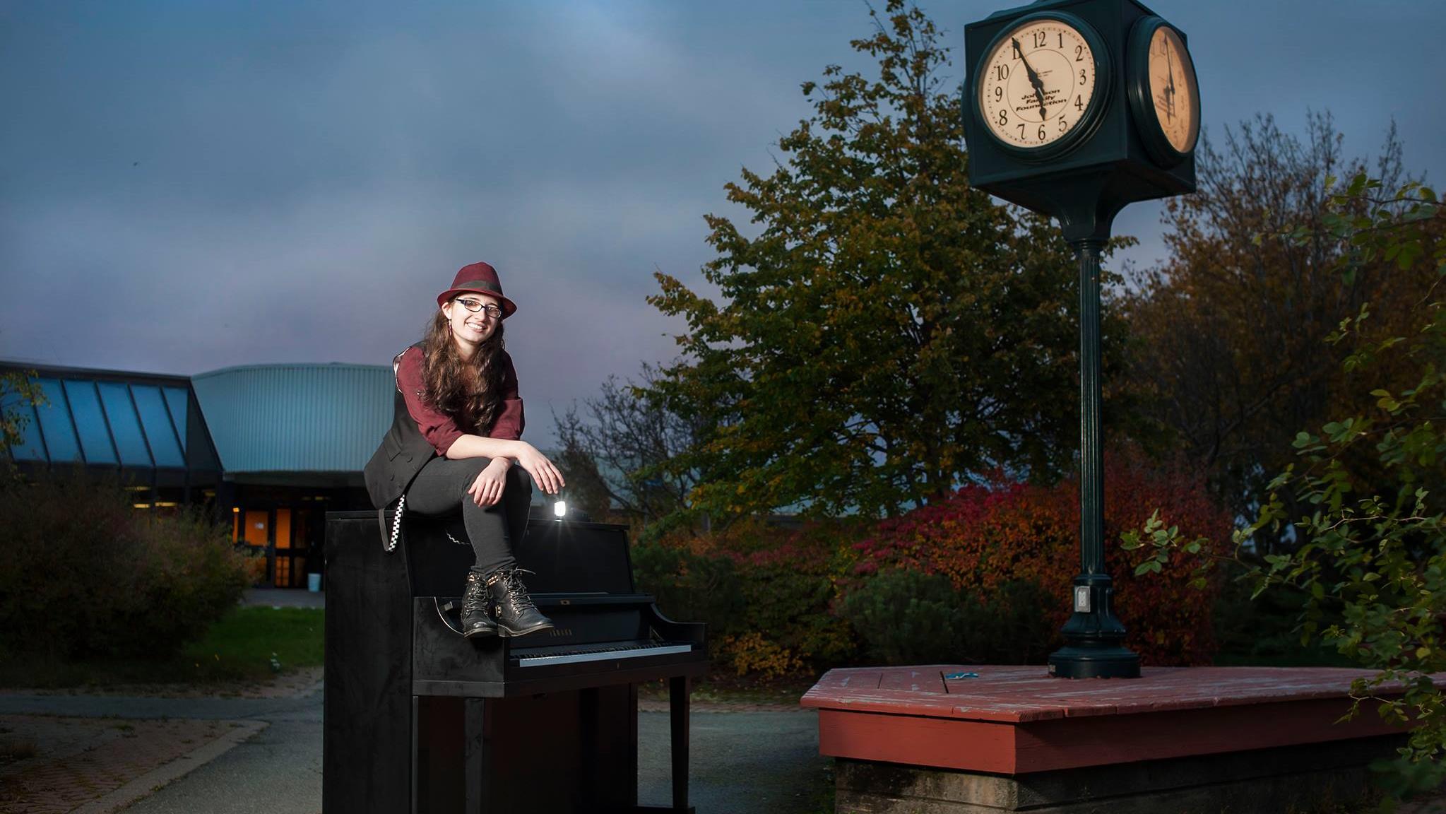 Concert virtuel de la pianiste Kassandra-Anne Demers | OHdio | Radio-Canada