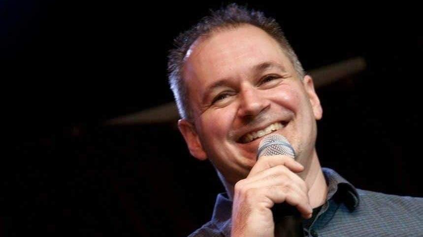 Un spectacle sur Prime pour un ex-policier de Timmins devenu humoriste ...