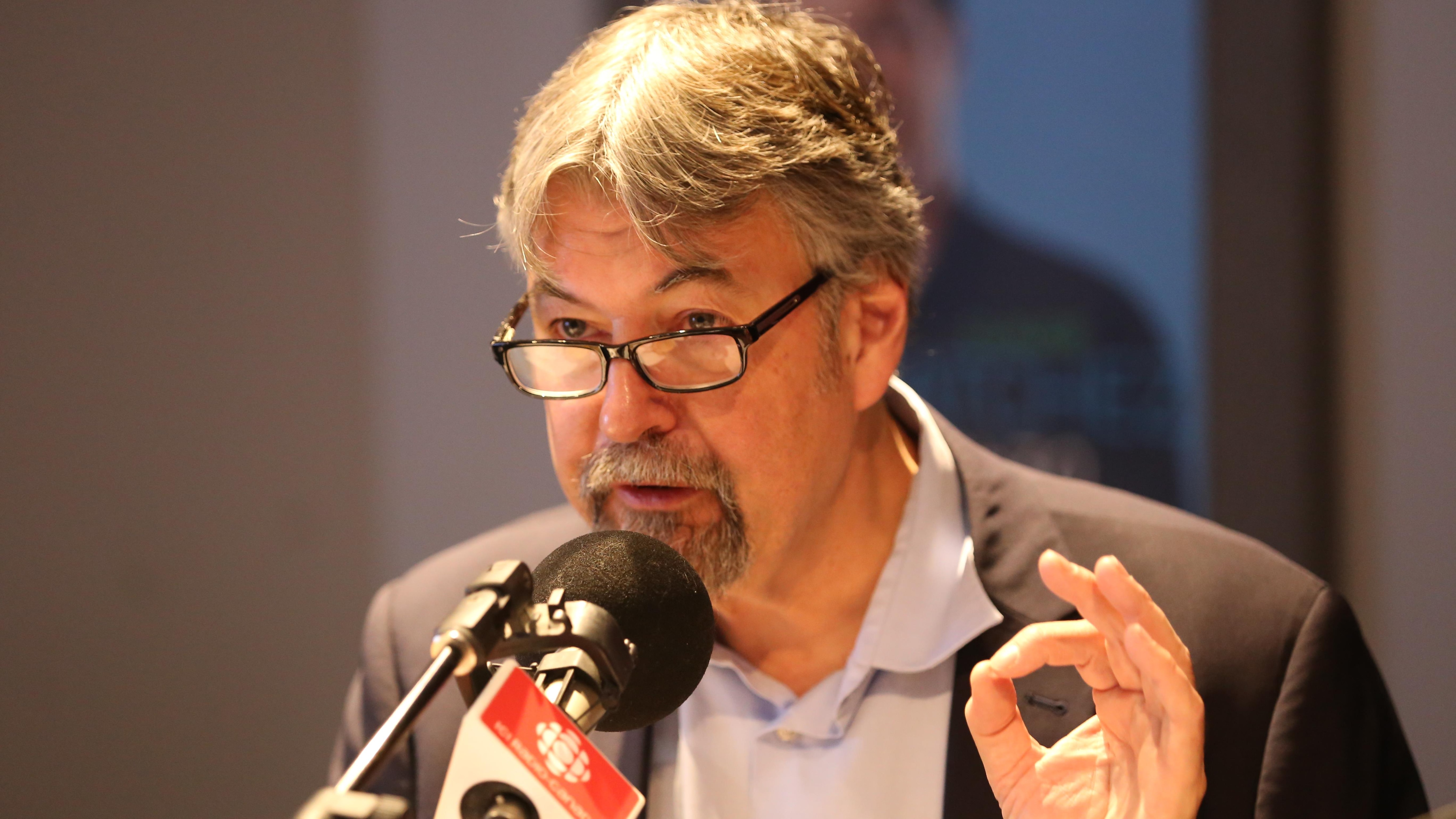 Michel David et sa chronique politique | OHdio | Radio-Canada