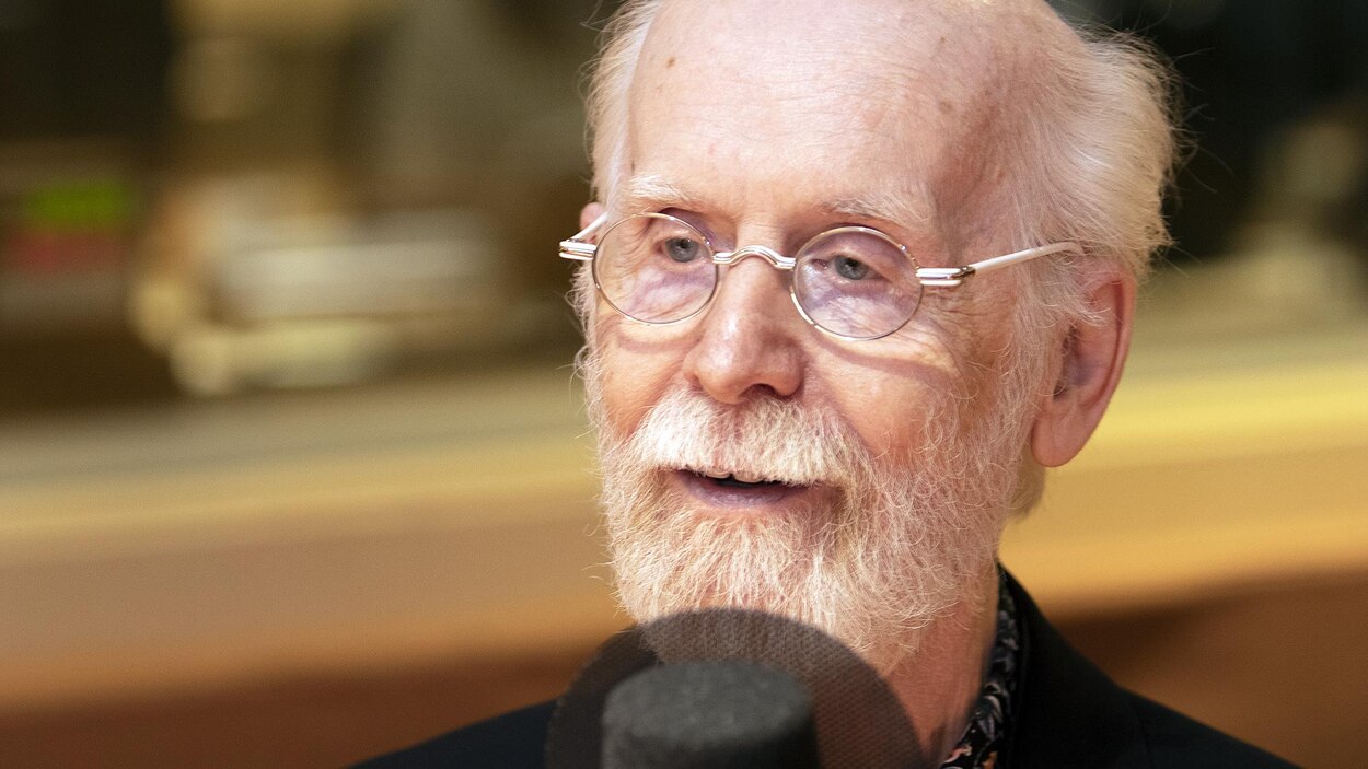 L'animateur Claude Lafortune emporté par la COVID-19 | Radio-Canada