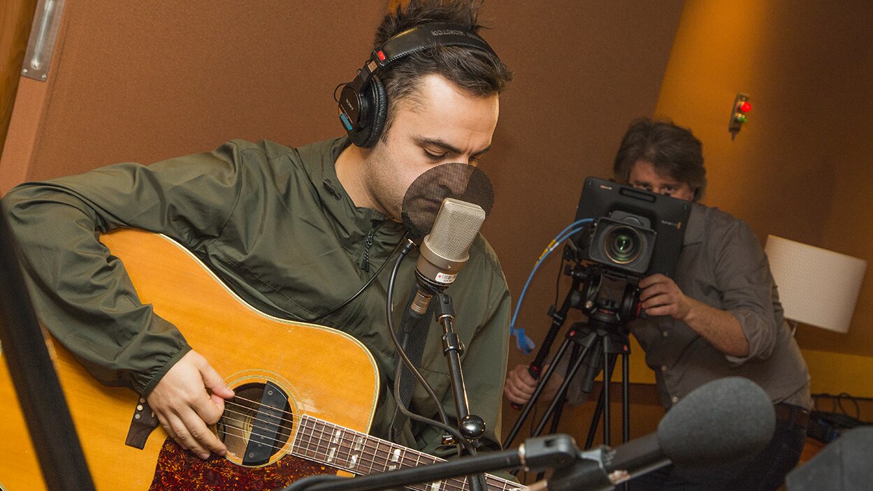 En prestation : le retour aux sources de Dumas | OHdio | Radio-Canada