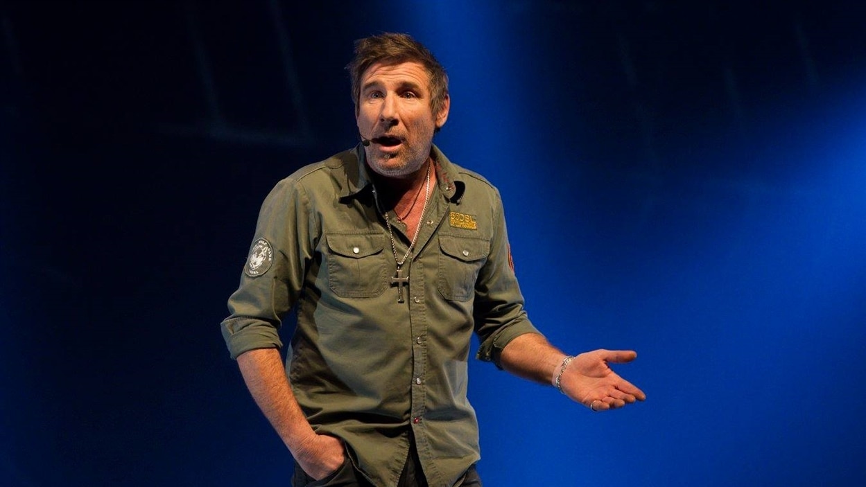 Peter MacLeod nous présente son nouveau spectacle | OHdio | Radio-Canada