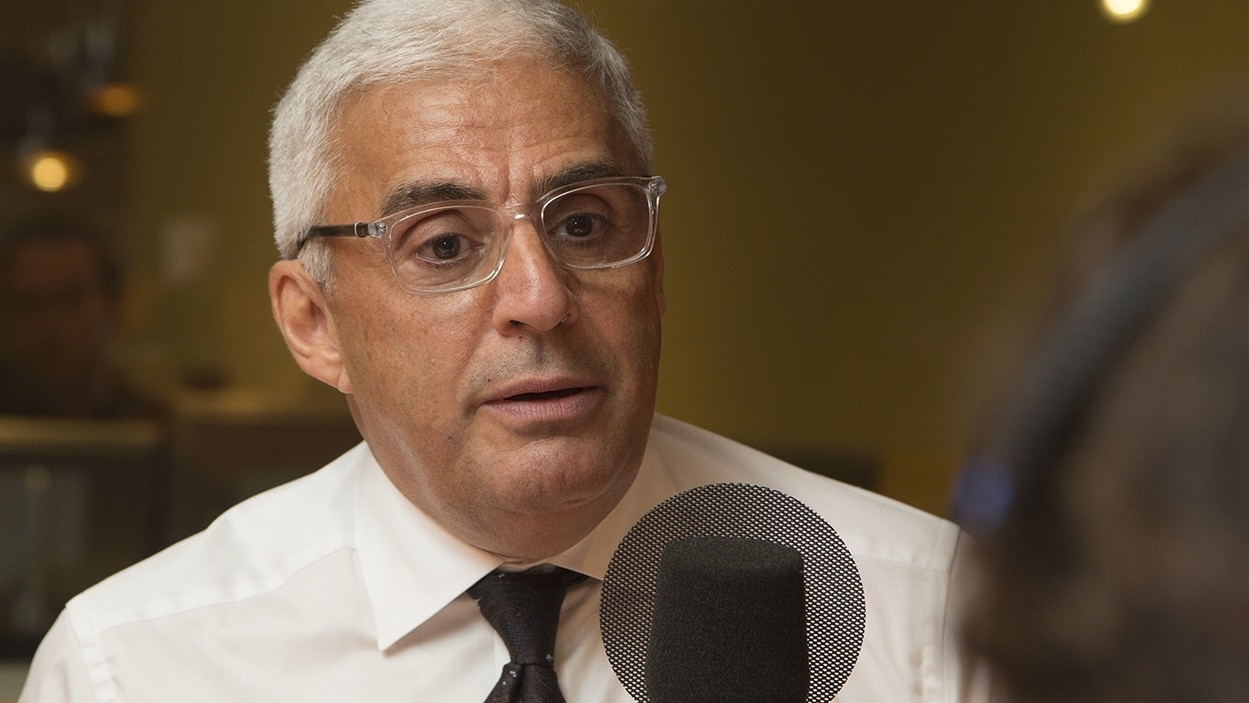 L’ex-PDG de Rona Robert Dutton, un entrepreneur au service des autres ...