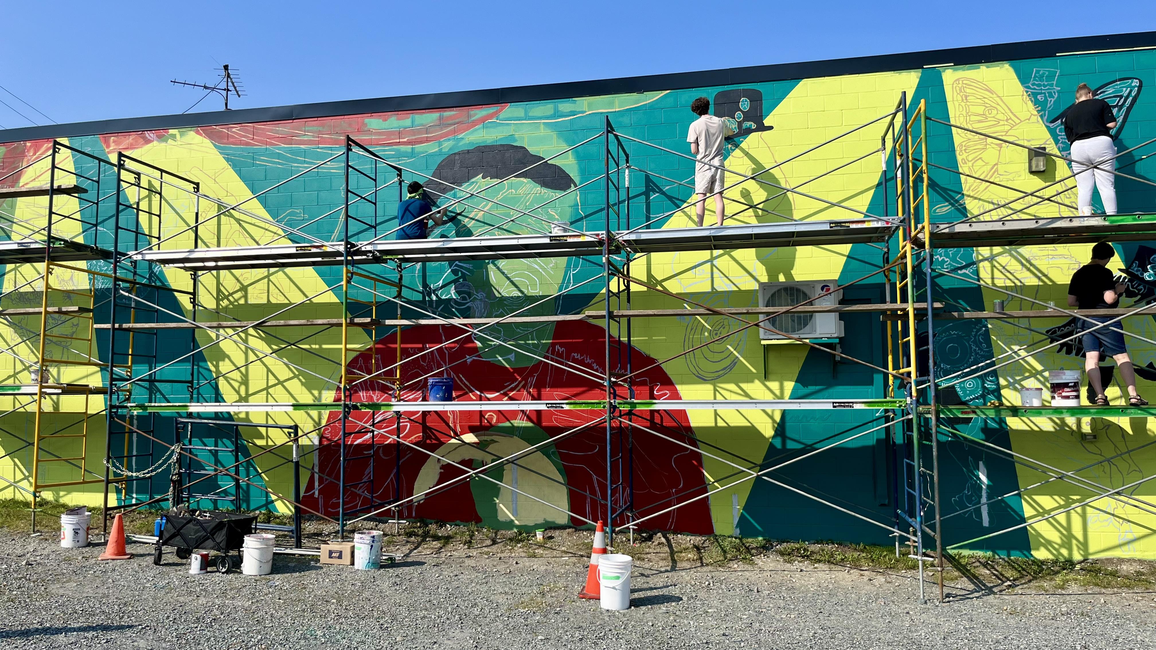 Une nouvelle murale à Rouyn-Noranda sous la thématique du cirque ...