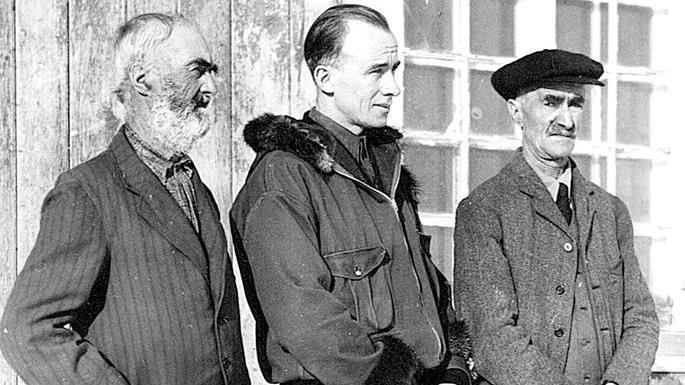 Une place pour Mgr Labrie à Mingan | OHdio | Radio-Canada