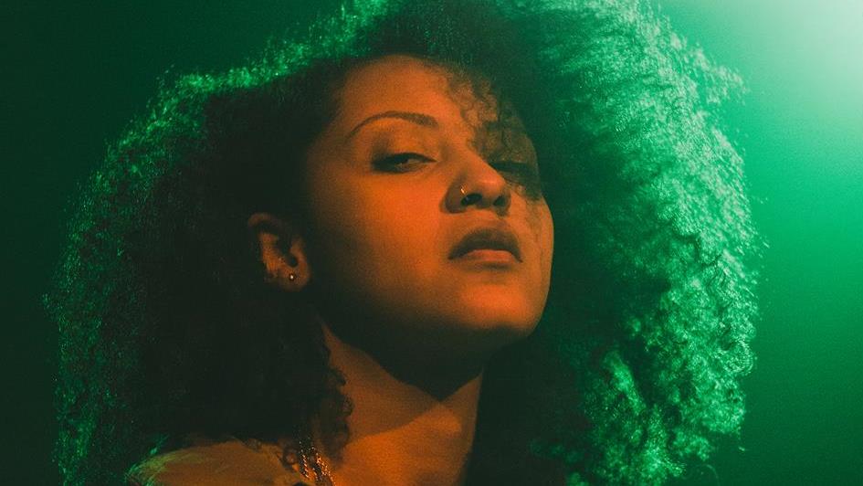 Un premier rôle à l’écran pour la rappeuse Naya Ali | OHdio | Radio-Canada