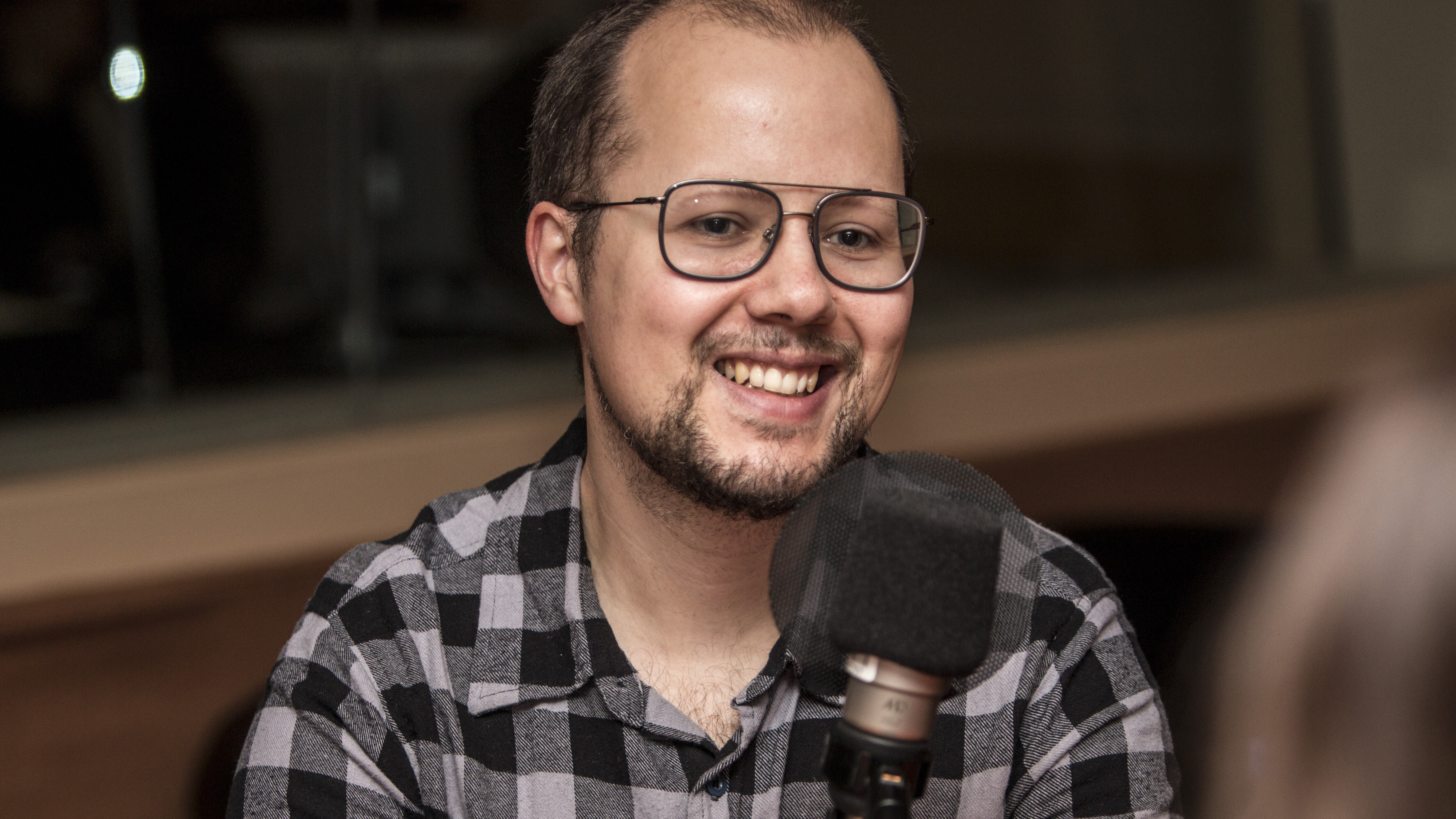 Le roman Quelqu'un, de Nicholas Giguère : littérature de saunas