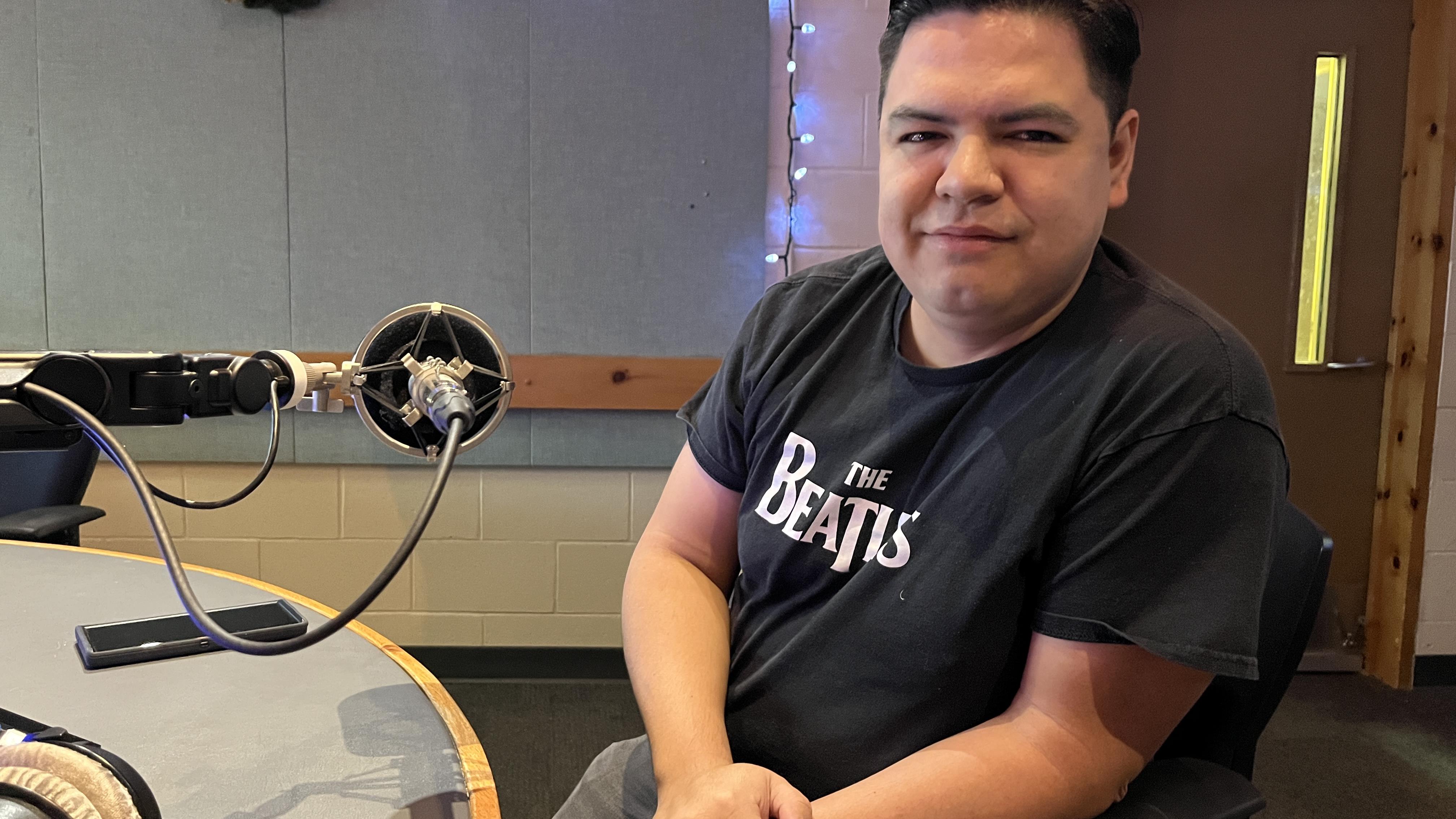 Innu Nikamu annonce la venue de Bryan Adams | OHdio | Radio-Canada