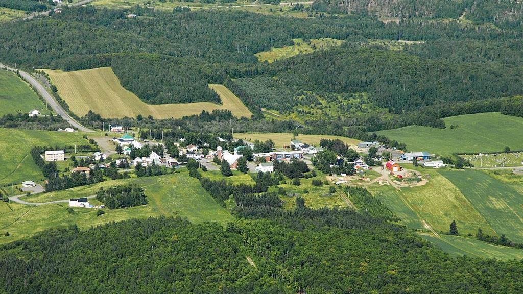 Packington célèbre son 100e anniversaire | OHdio | Radio-Canada