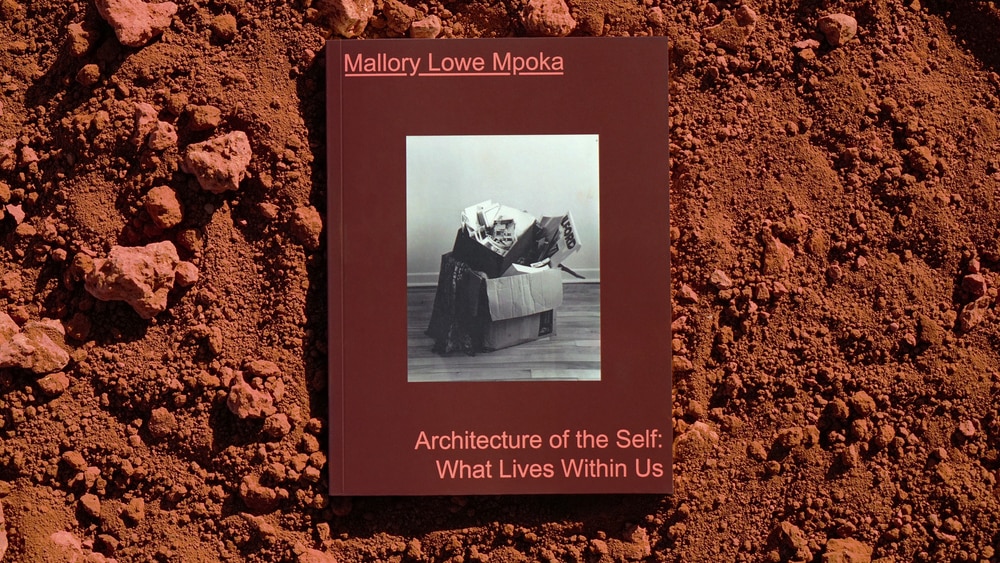 L’artiste multidisciplinaire Mallory Lowe Mpoka publie un livre | OHdio ...