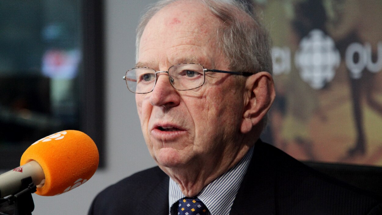 Les 50 ans de carrière de Robert Pidgeon | Radio-Canada
