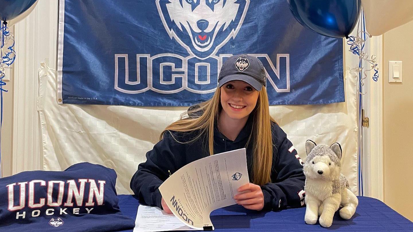 Une élève de l'école l'Essor jouera au hockey aux États-Unis | OHdio ...