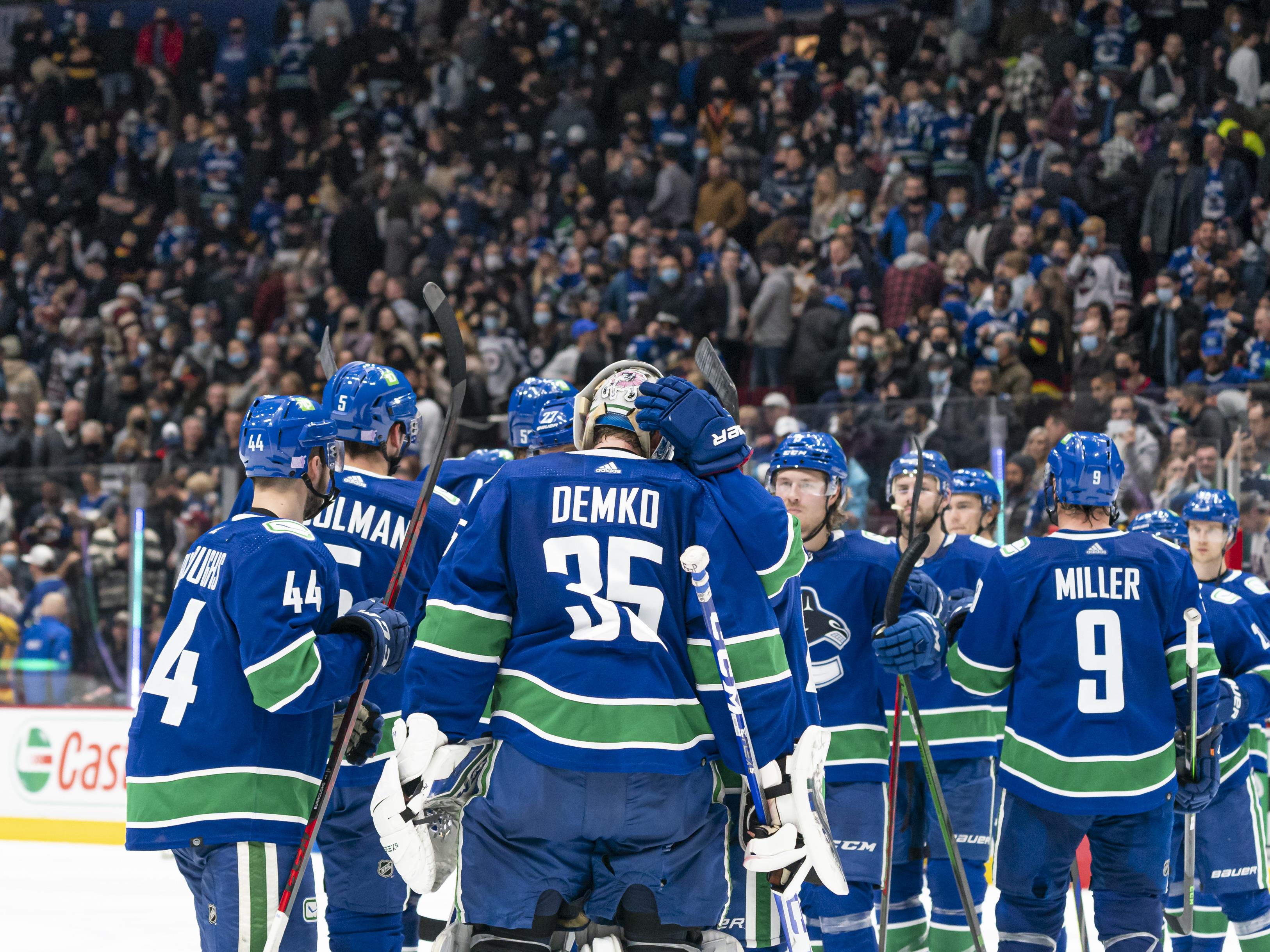 Début de la saison des Canucks de Vancouver | OHdio | Radio-Canada