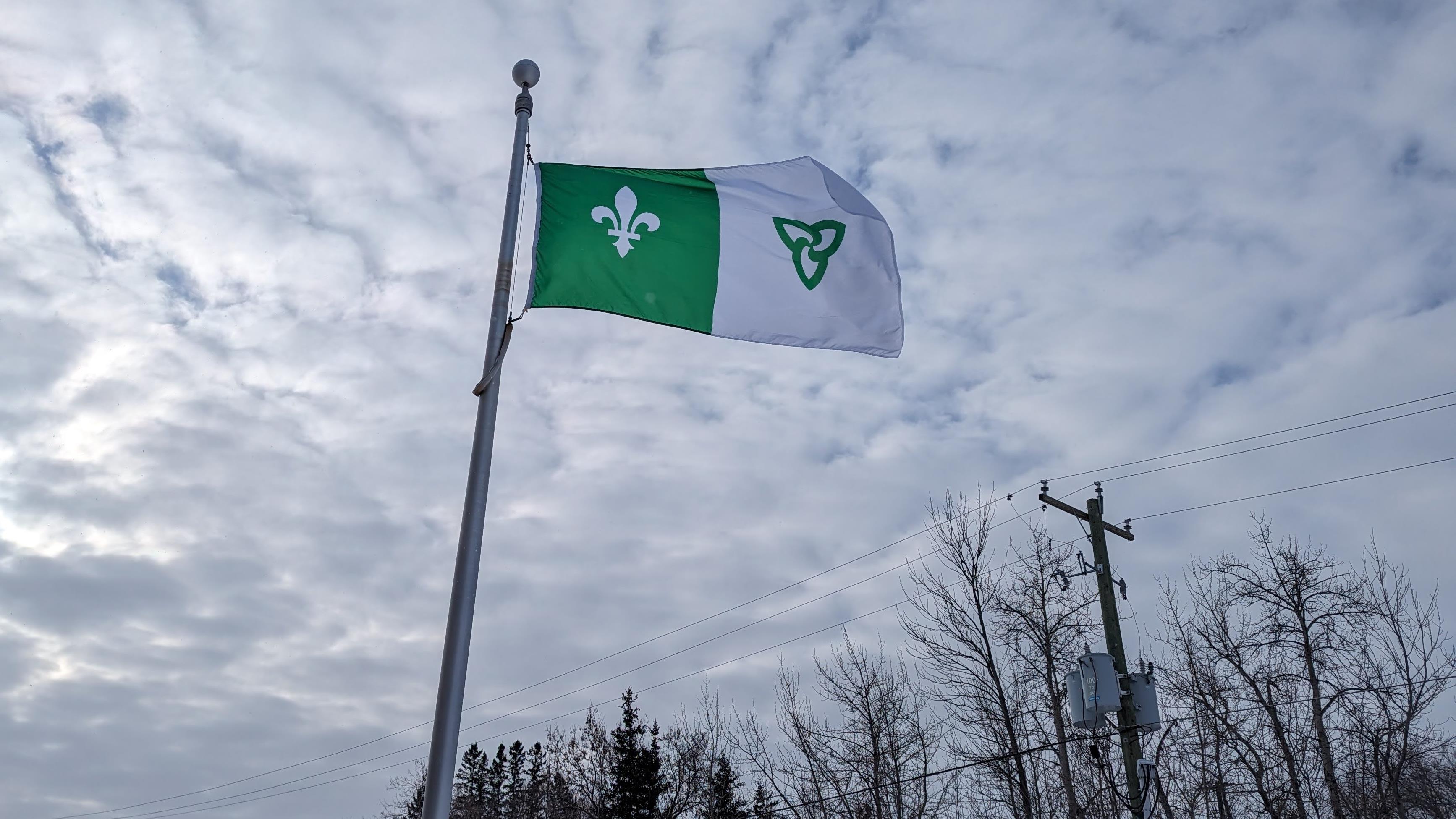 La francophonie de l’Ontario en chansons pour le 50e du drapeau | OHdio ...