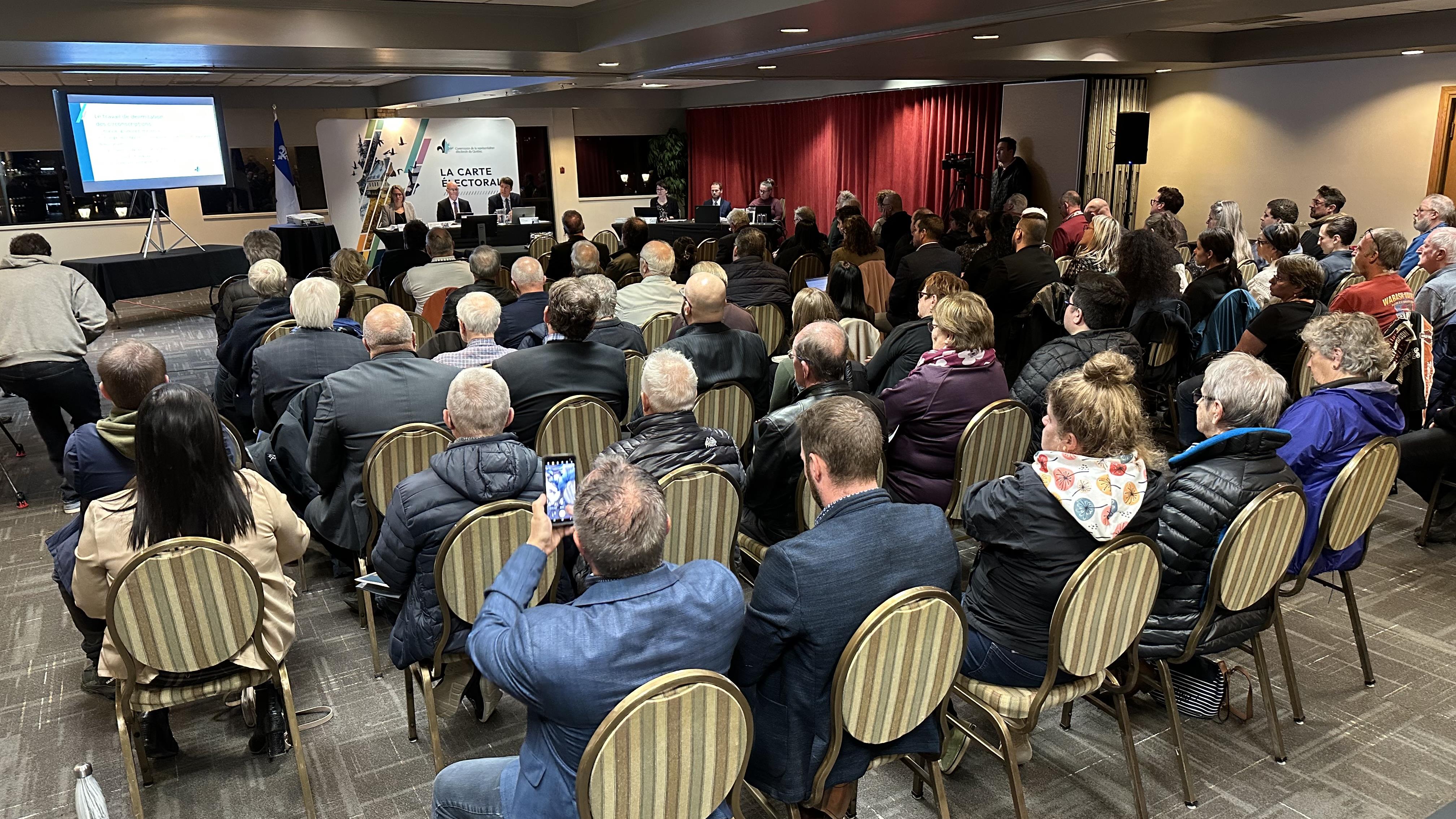 Le poids politique des audience publiques | OHdio | Radio-Canada