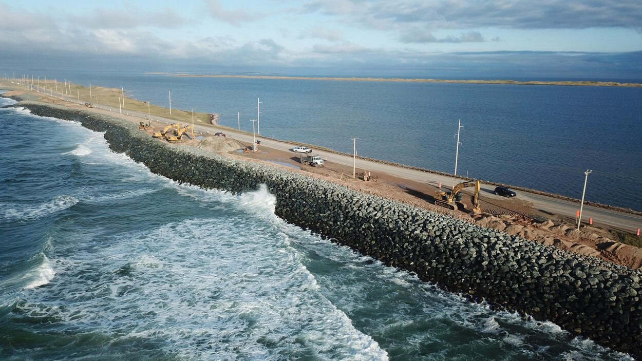 Fin des travaux d’enrochement de la route 199 à la Pointe-aux-Loups ...
