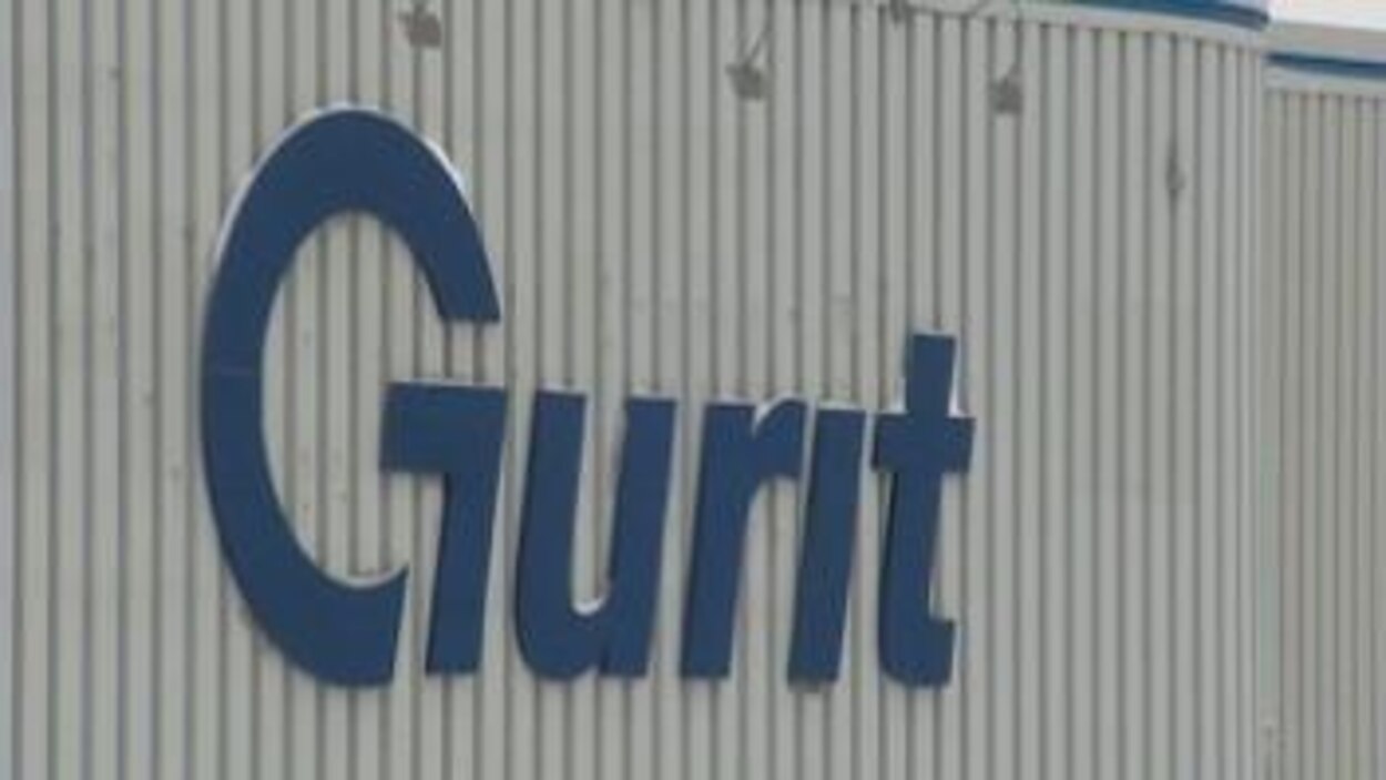 Le syndicat de Gurit obtient un mandat de grève à Magog | Radio-Canada