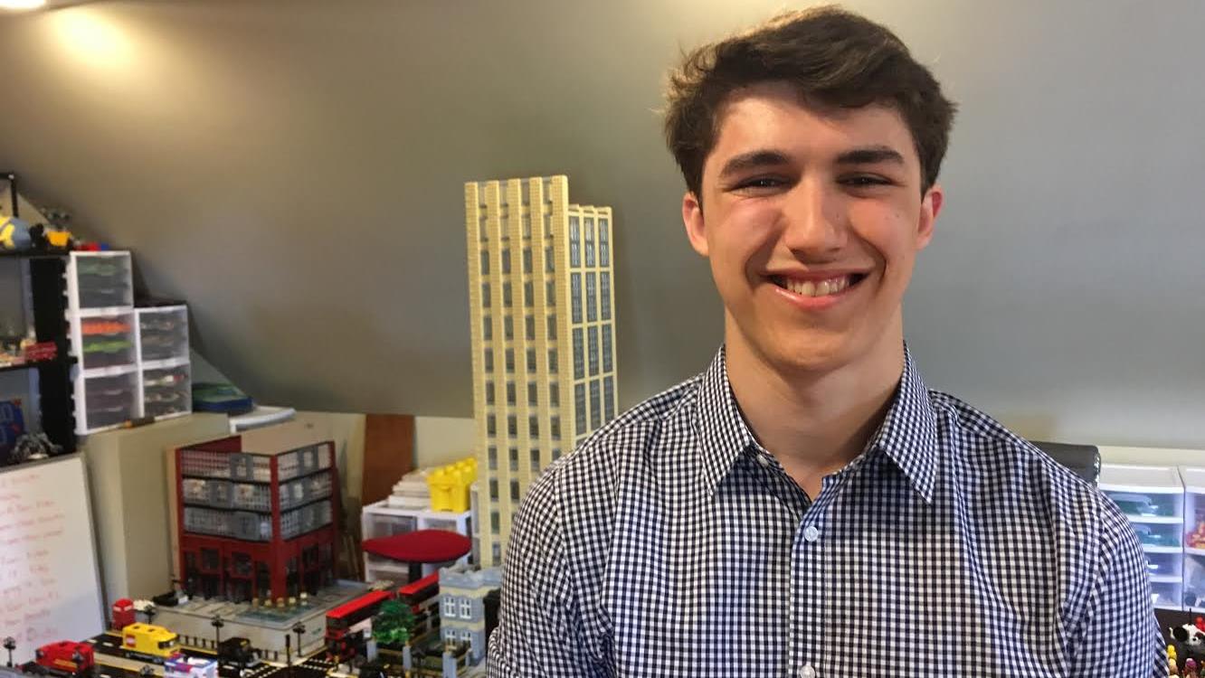 Un passionné de Lego attire l'attention à l'international | OHdio ...