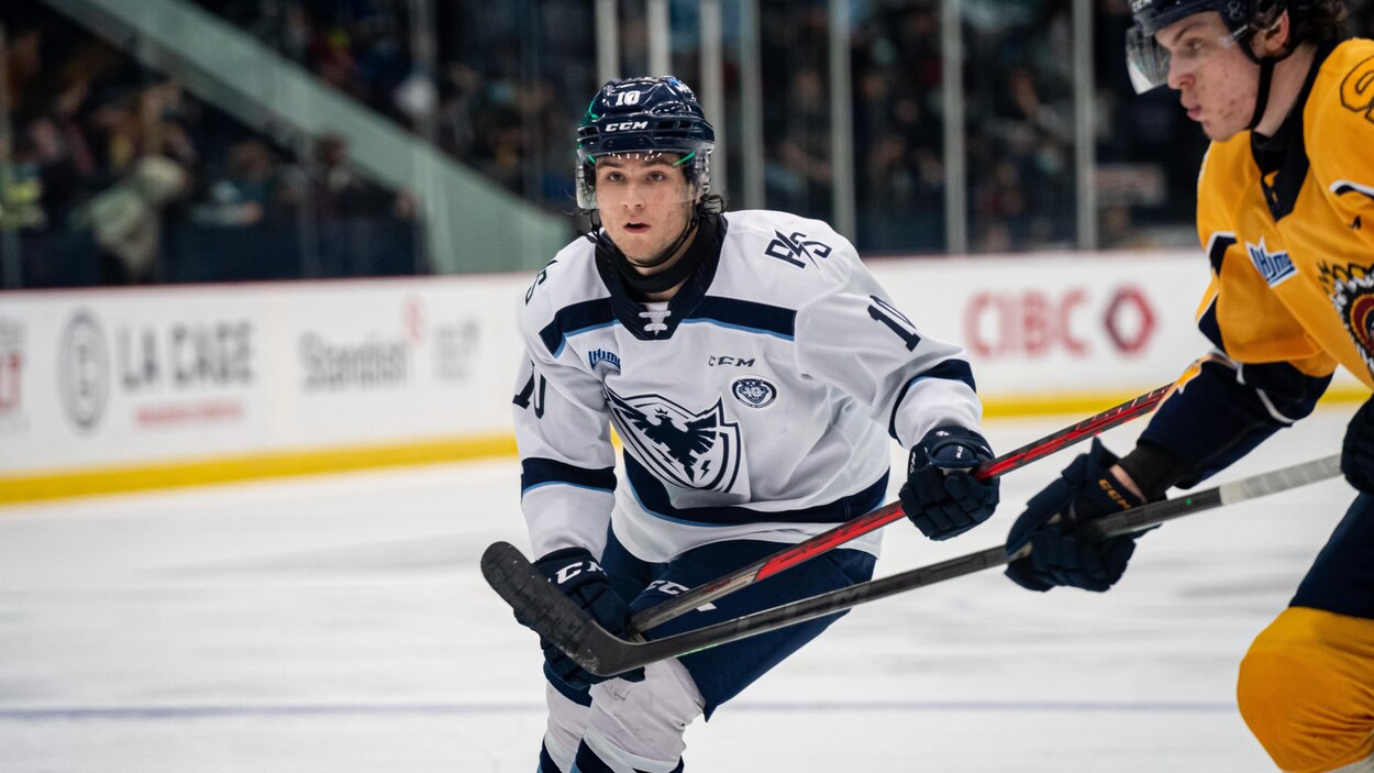 Joshua Roy est la personnalité de l’année dans la LHJMQ | Radio-Canada