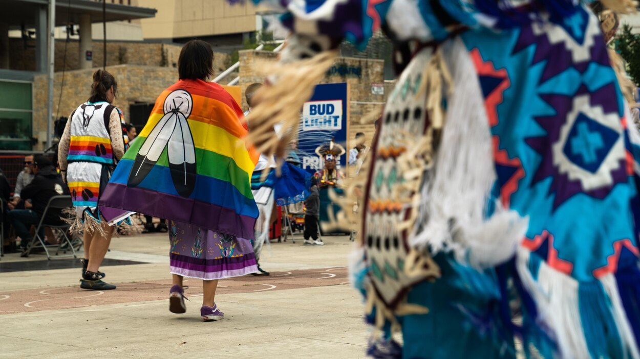 Edmonton accueille le premier pow-wow bispirituel de l’Alberta | Radio ...