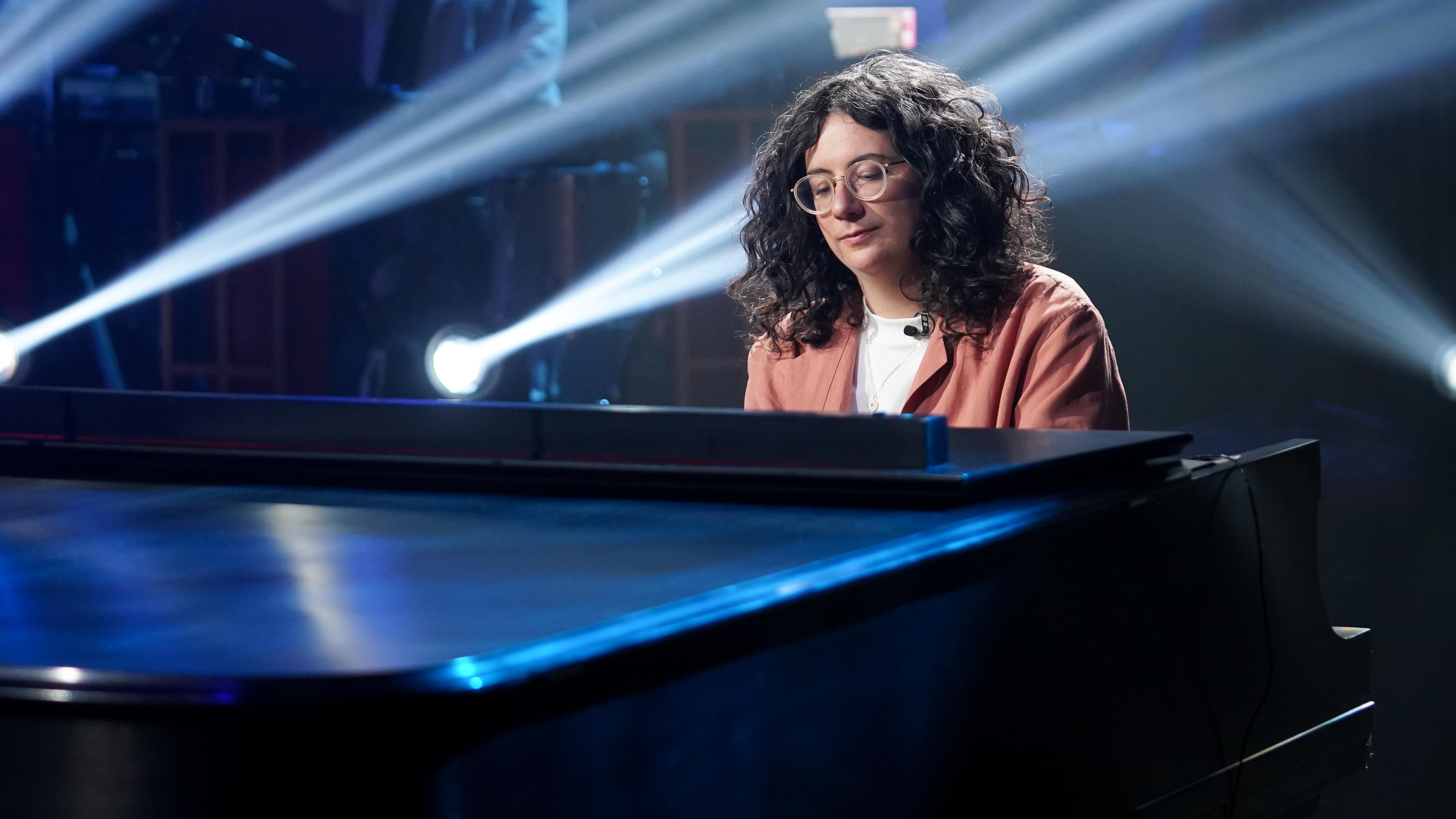 Alexandra Stréliski en concert sur la Côte-Nord | OHdio | Radio-Canada