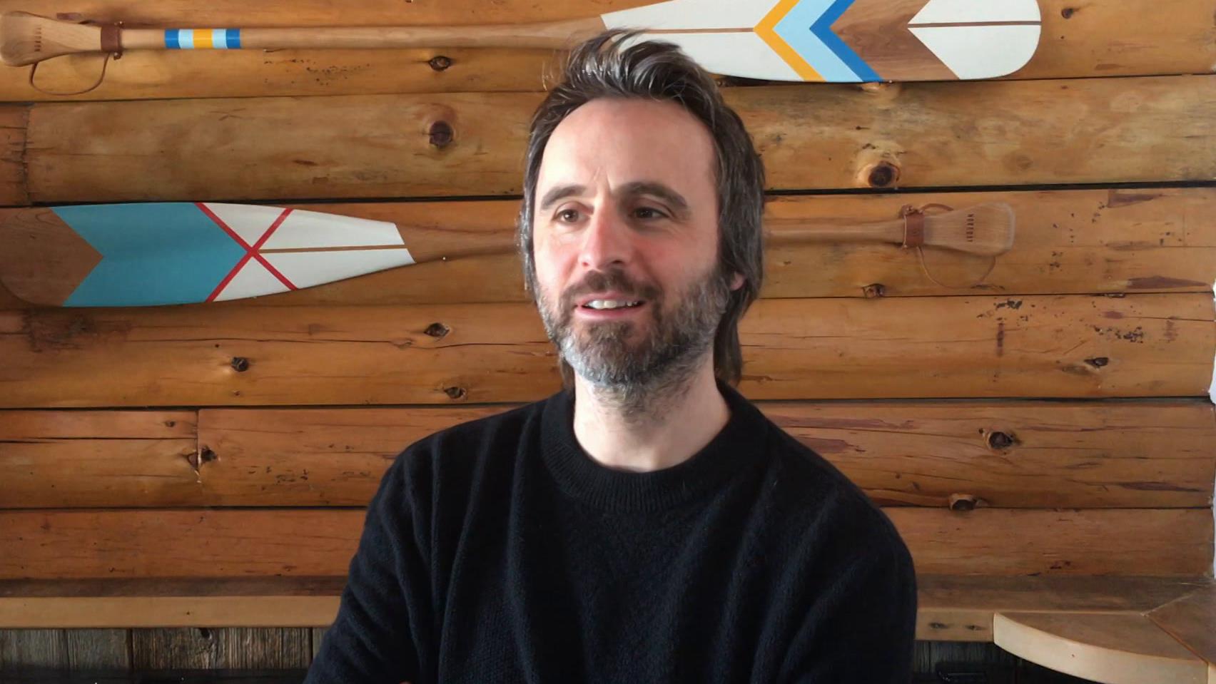 Louis-José Houde en confinement : redonner à la nature ses droits... ou ...