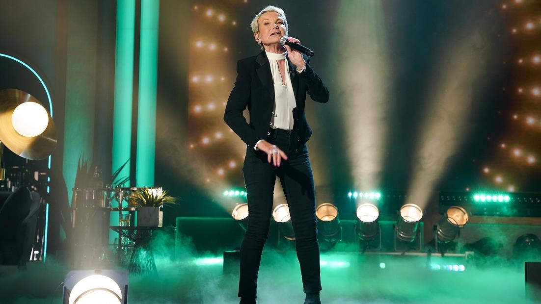 Le désir de dépoussiérer les grands succès de Marjo | OHdio | Radio-Canada