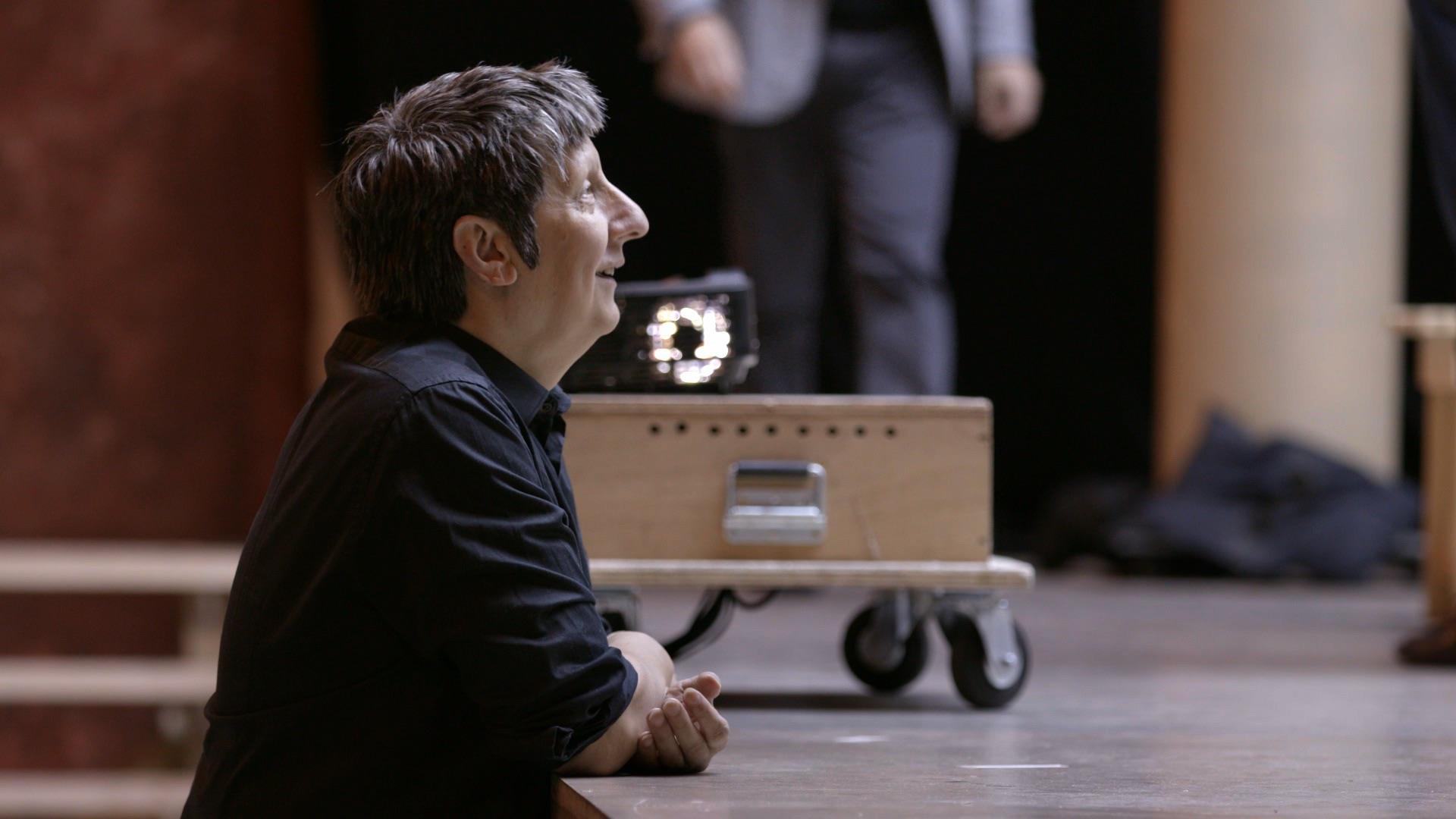 Robert Lepage, prêt pour la diffusion de sa pièce en direct | OHdio ...