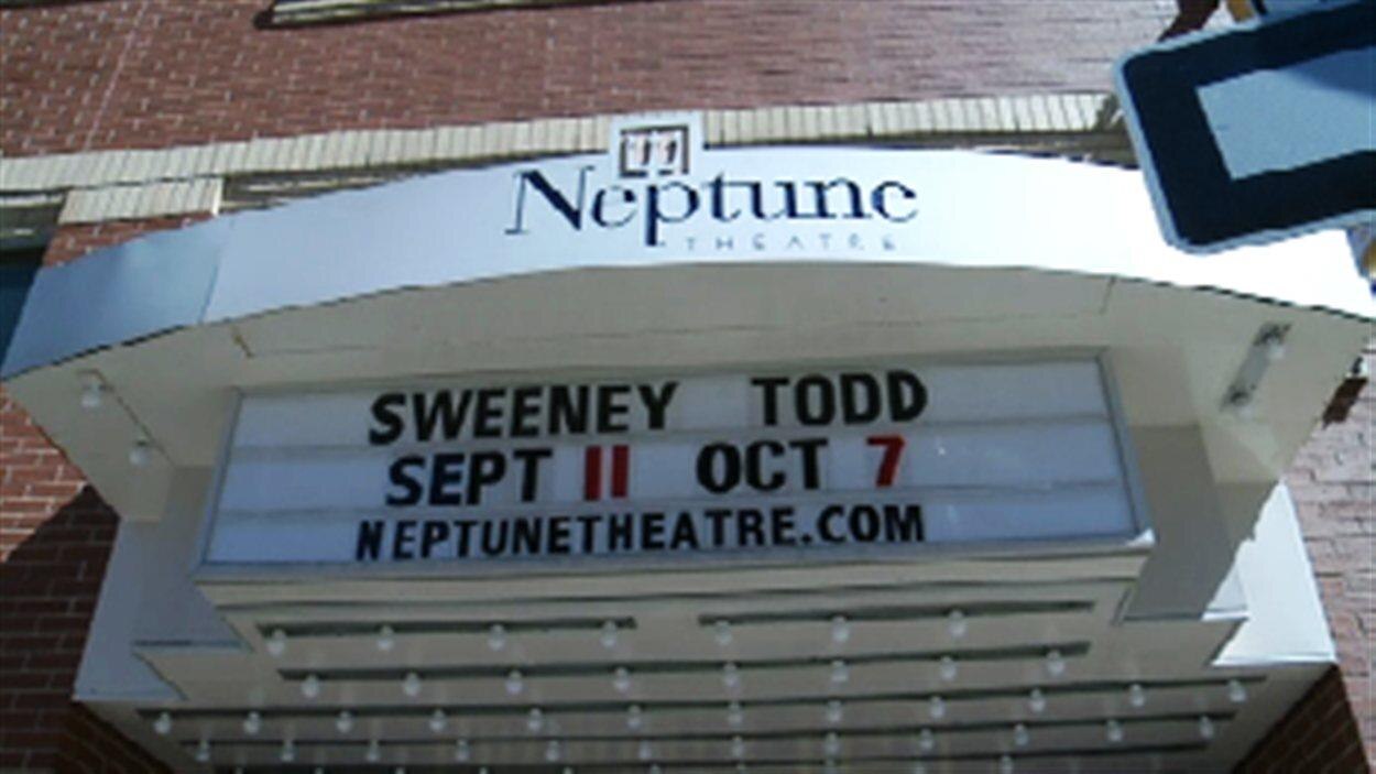 Une rentrée spectaculaire au théâtre Neptune | Radio-Canada