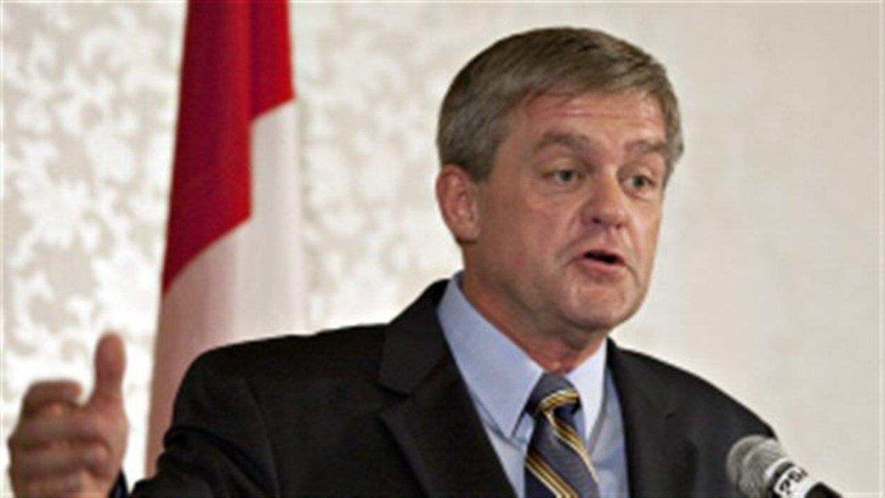 Le premier ministre David Alward veut développer l'industrie de façon ...