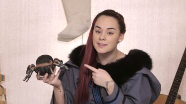 Anaana's Tent (Inuktitut) | Shows | CBC Gem