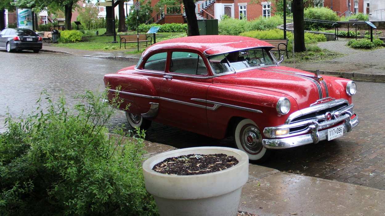 Pontiac Pathfinder 1953 | Viens-tu faire un tour? | ICI Radio-Canada.ca