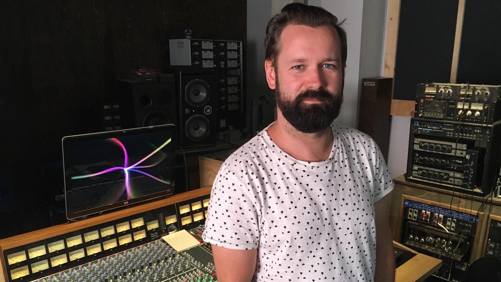 La disparition des lucioles et les souvenirs de Philippe Brault | ICI ...